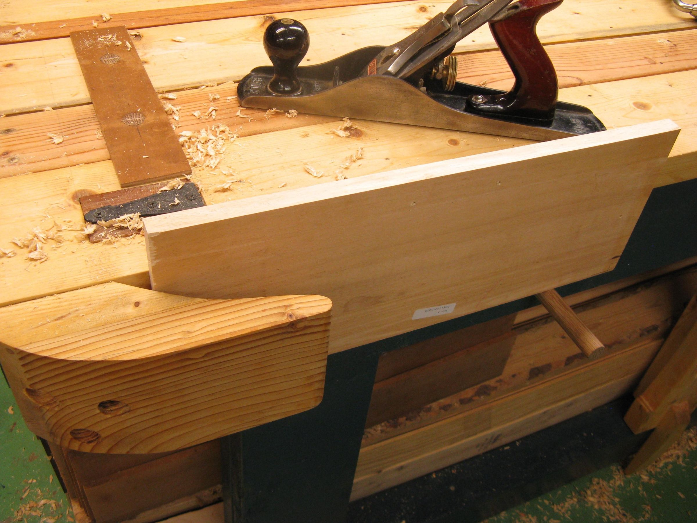 English-style Joinery Workbench : 8 Steps (with Pictures) - Instructables