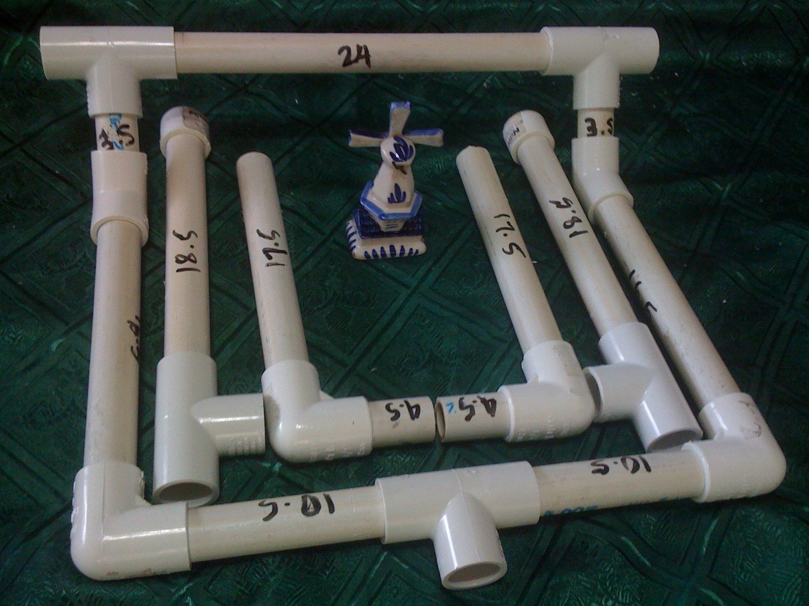 Laptop STAND PVC Table : 12 Steps - Instructables