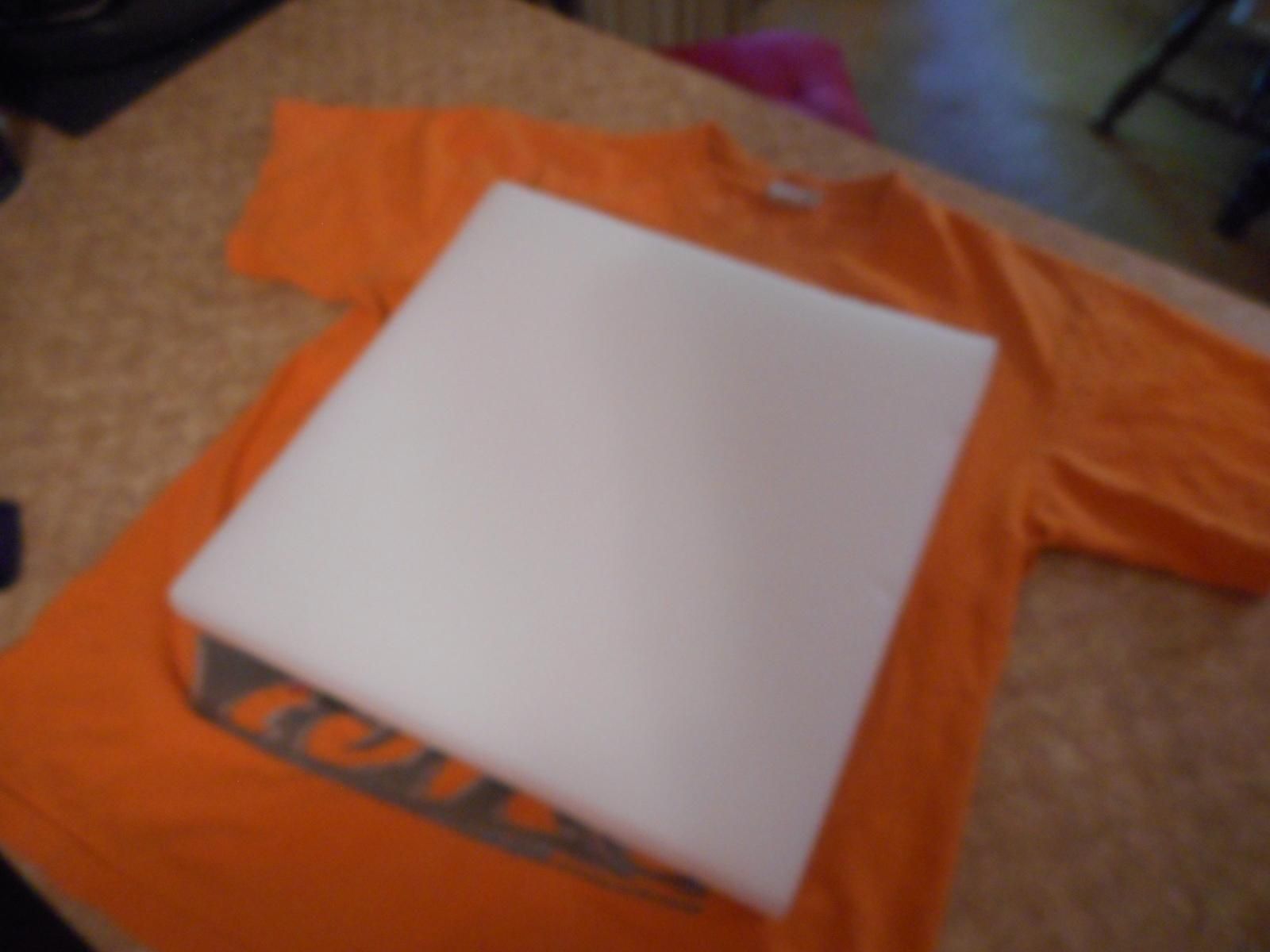 No-Sew Memory T-shirt Pillow : 10 Steps (with Pictures) - Instructables