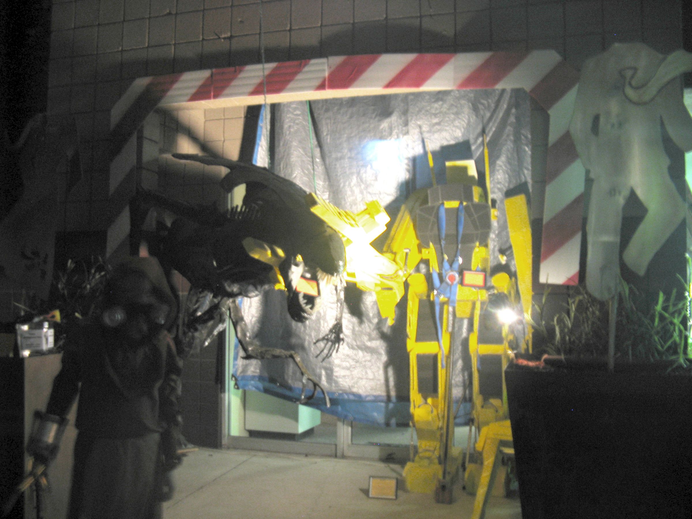 Aliens Halloween Display - Instructables