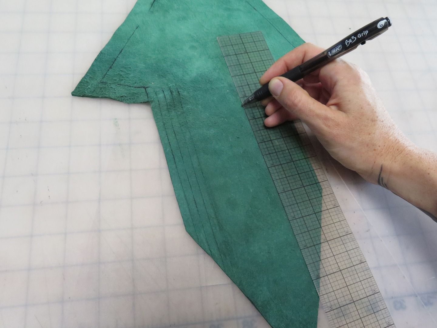 No-Sew Leather Bra : 13 Steps (with Pictures) - Instructables