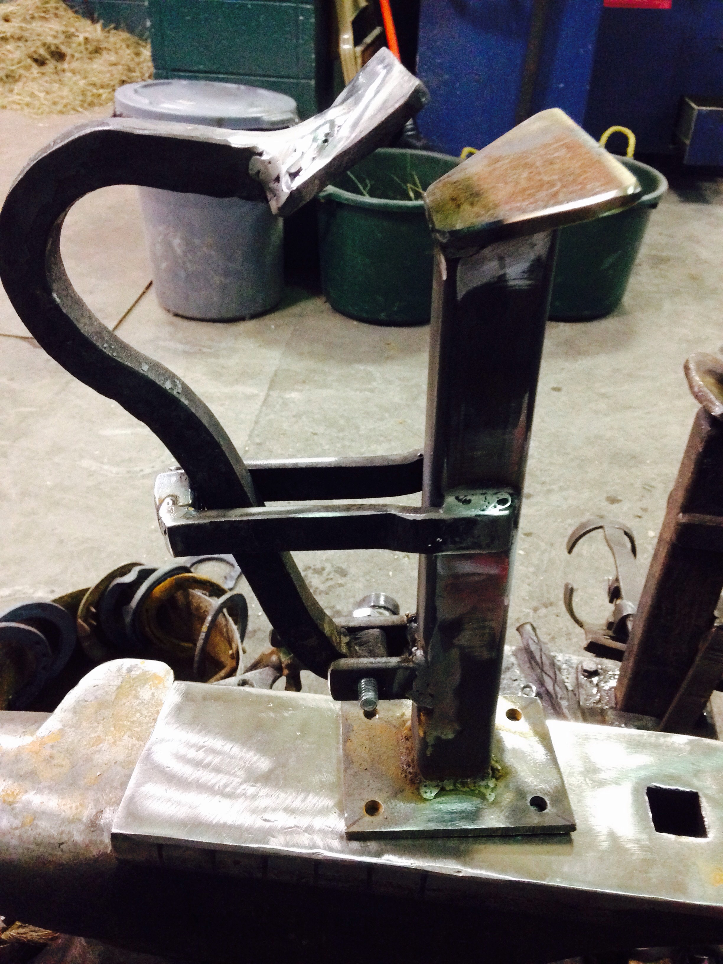 Gooseneck Vice : 10 Steps - Instructables