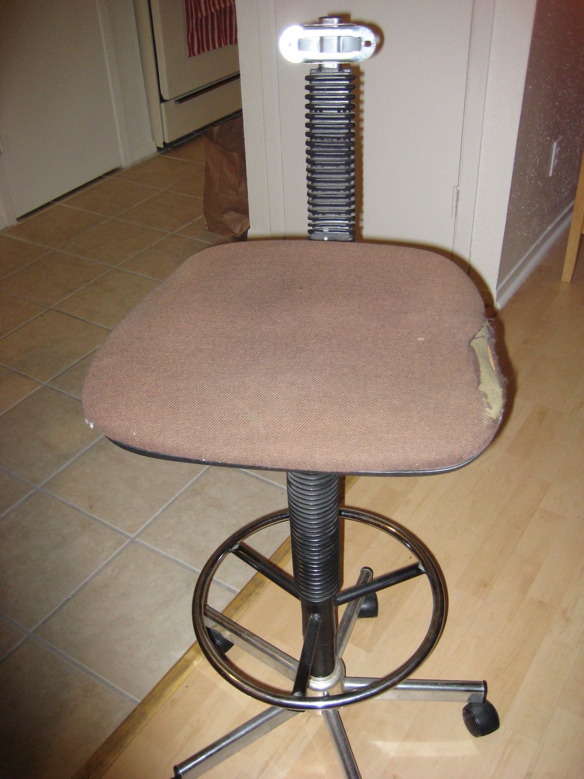 Update a Nasty-looking Office Chair : 6 Steps - Instructables