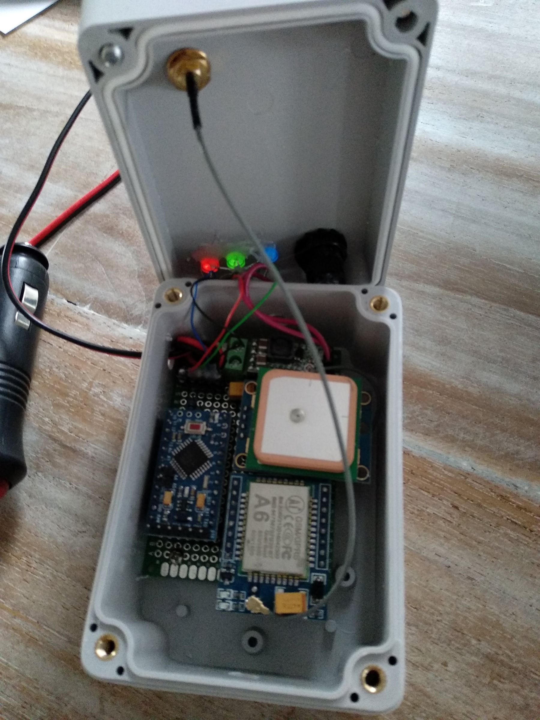 GPS Car Tracker With SMS Notification and Thingspeak Data Upload ...