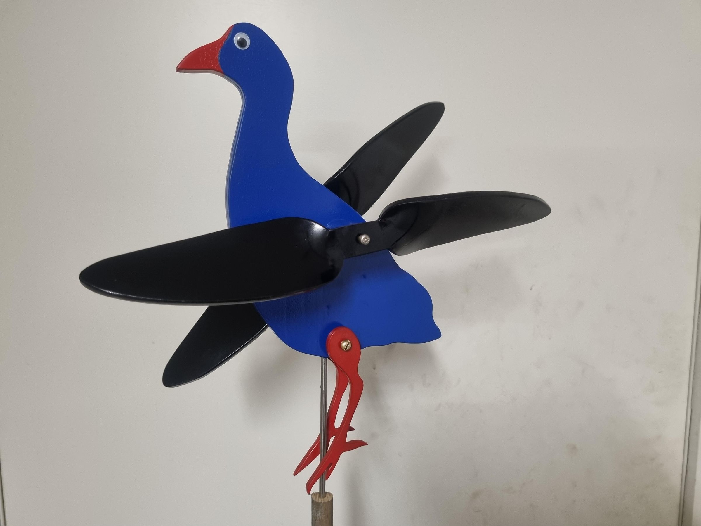 Pukeko Whirligig : 10 Steps (with Pictures) - Instructables