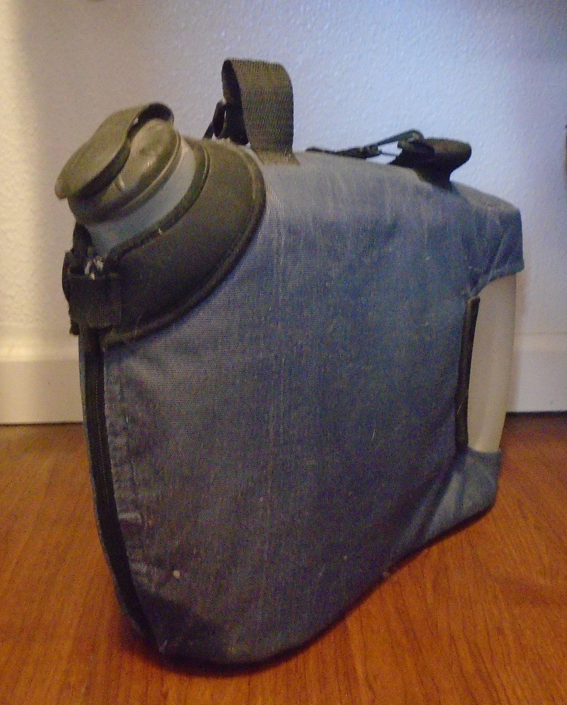 Traveling Pet Bucket : 6 Steps (with Pictures) - Instructables