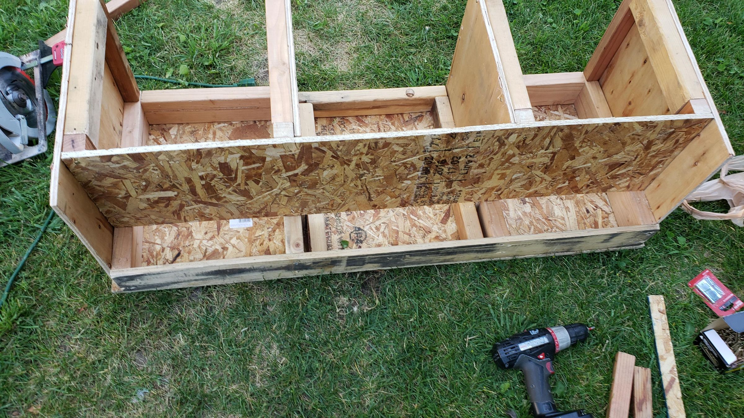 Easy Egg Collecting Exterior Nesting Box : 5 Steps (with Pictures ...