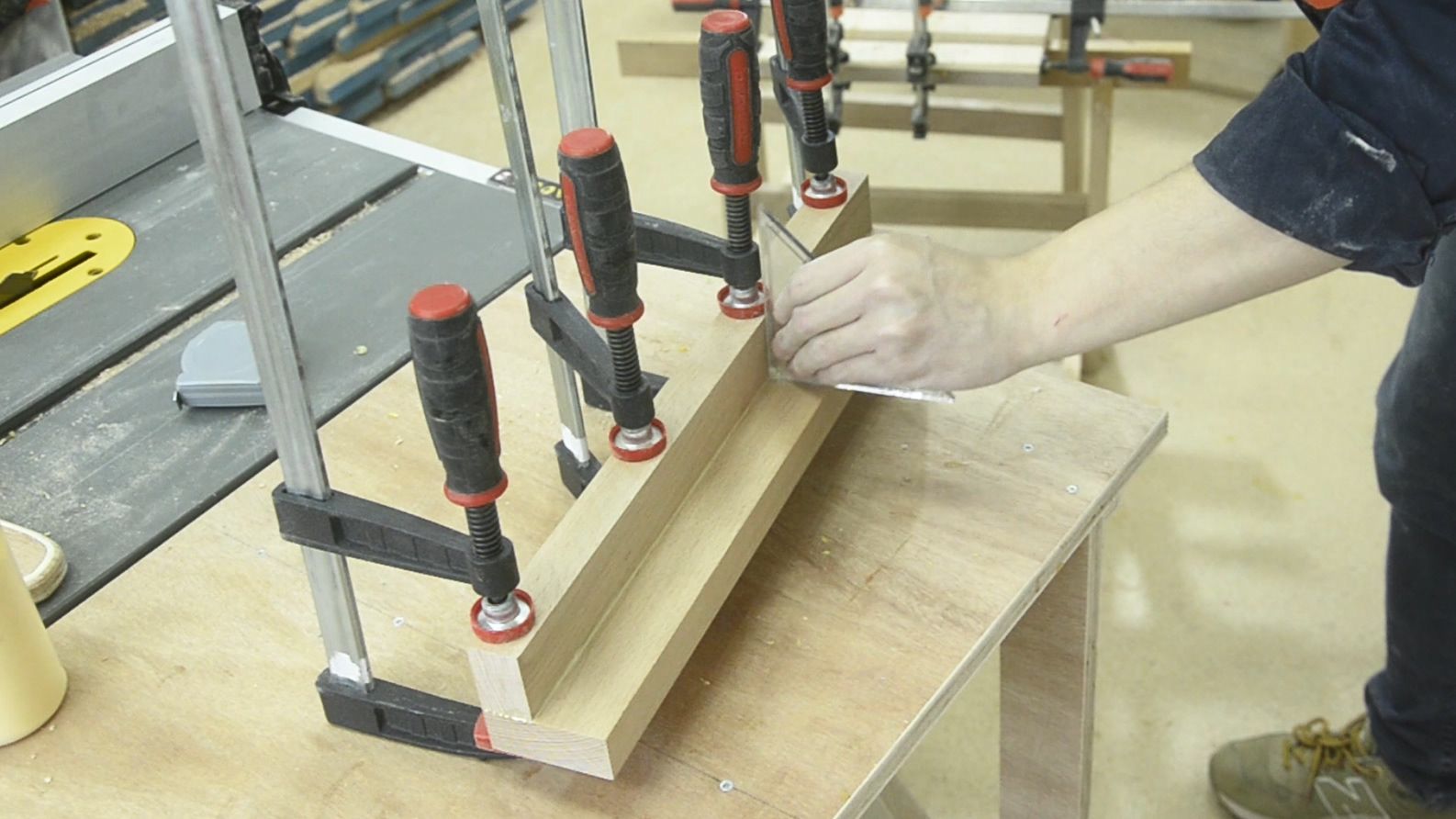 Making 5 Dovetail Guide in 15 Minutes : 10 Steps (with Pictures ...