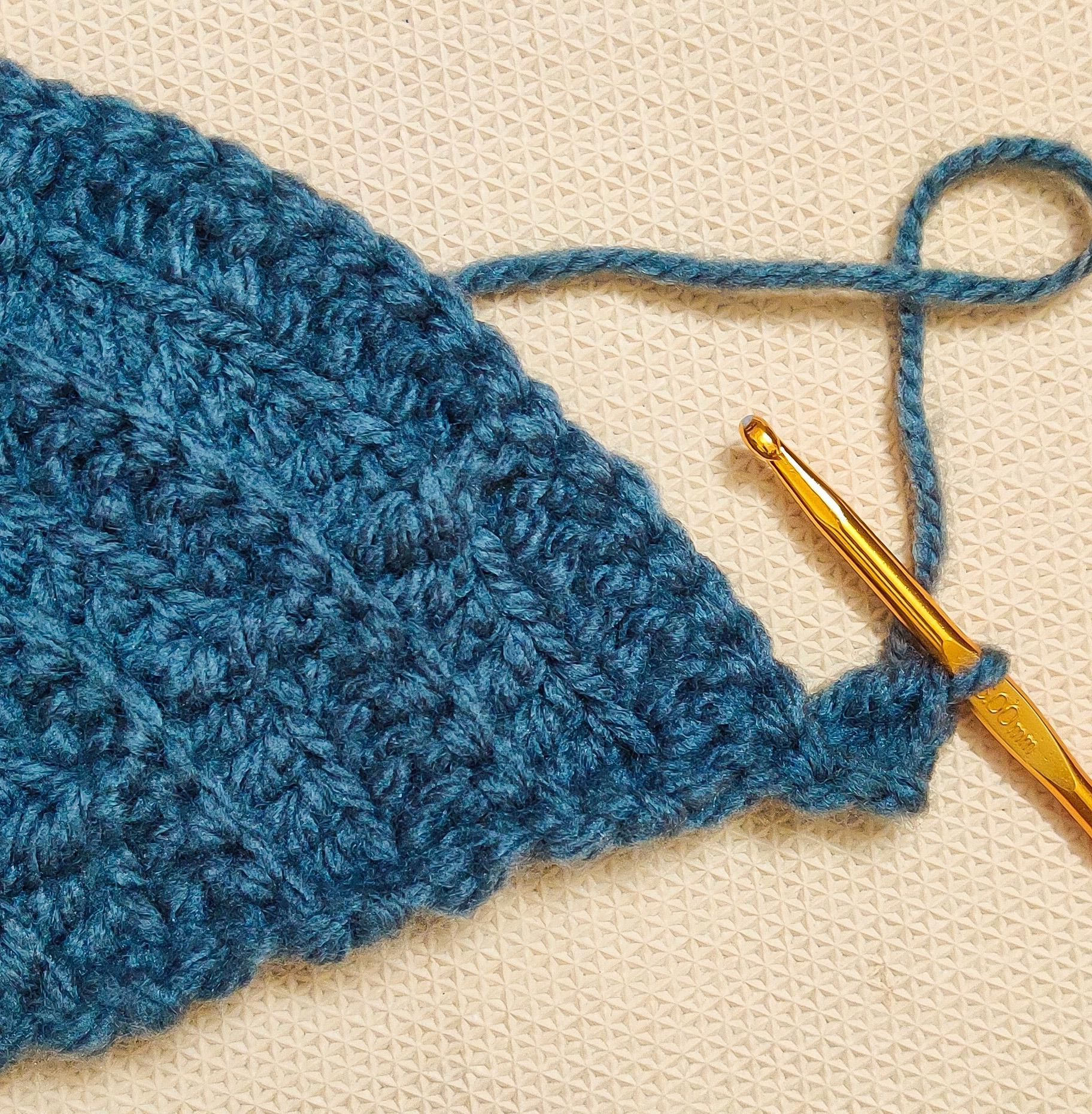 Textured Crochet Half Circle Rug : 18 Steps (with Pictures) - Instructables