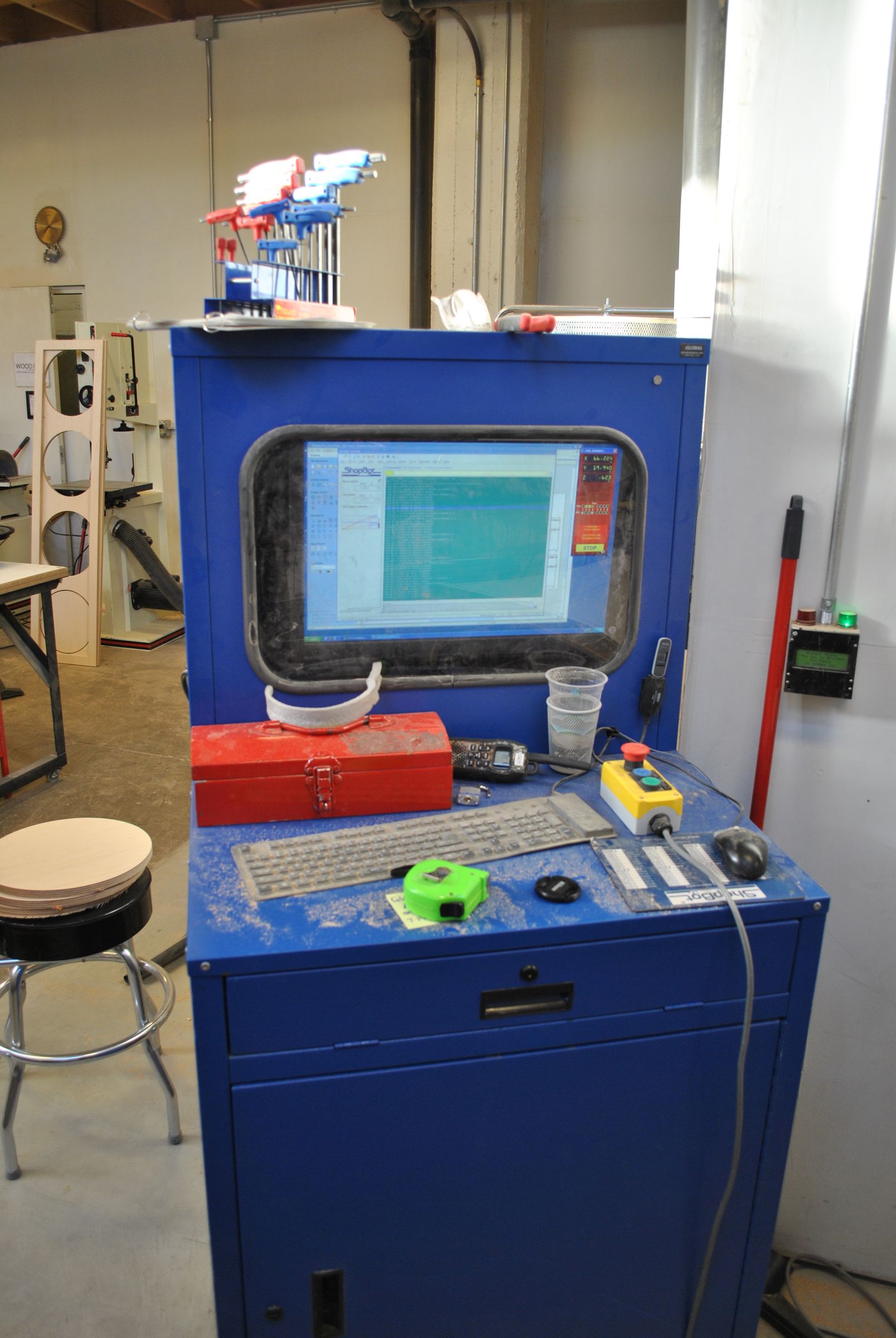 Custom ShopBot Speaker Box : 4 Steps - Instructables