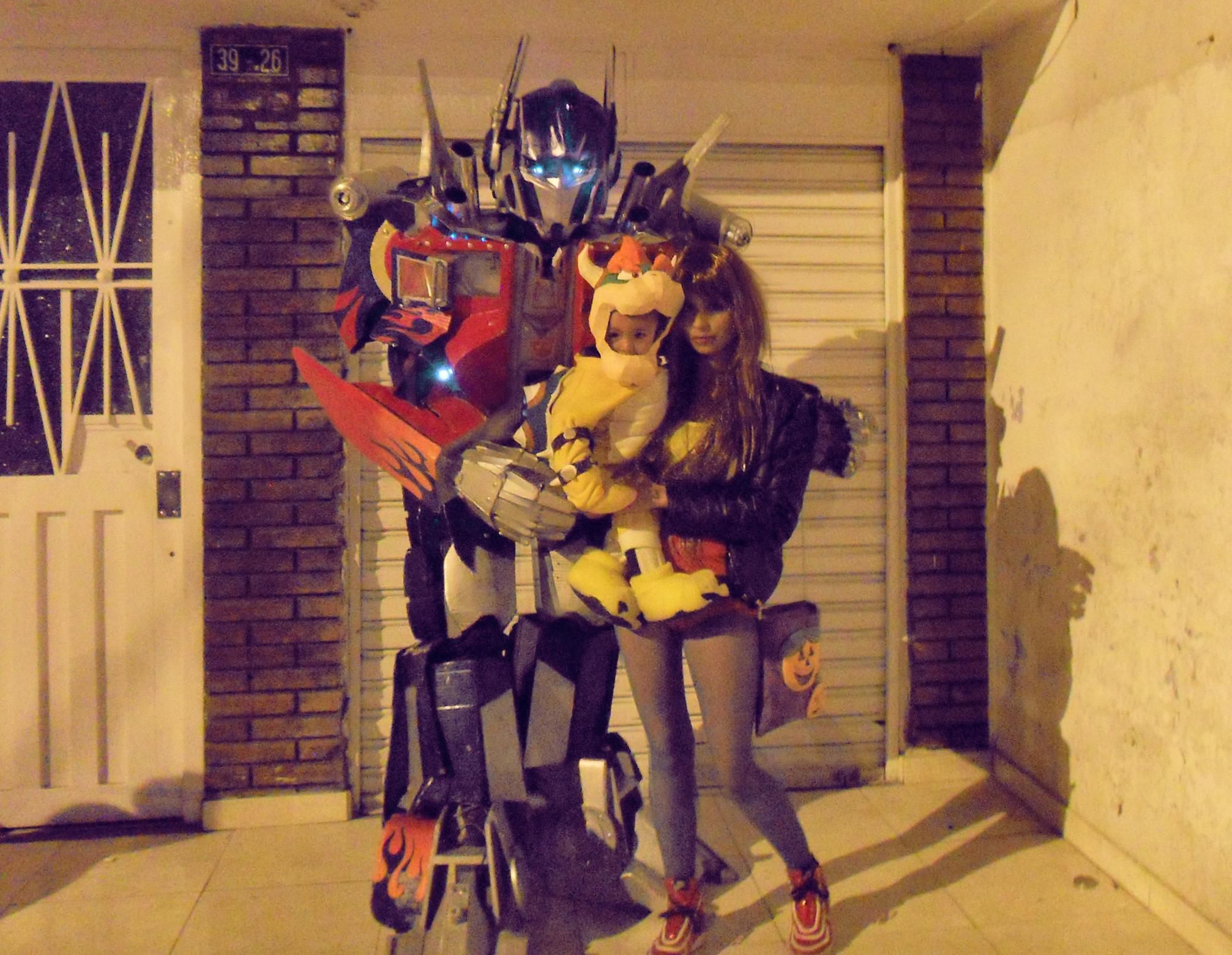 Optimus Prime Cardboard Costume. : 18 Steps (with Pictures) - Instructables