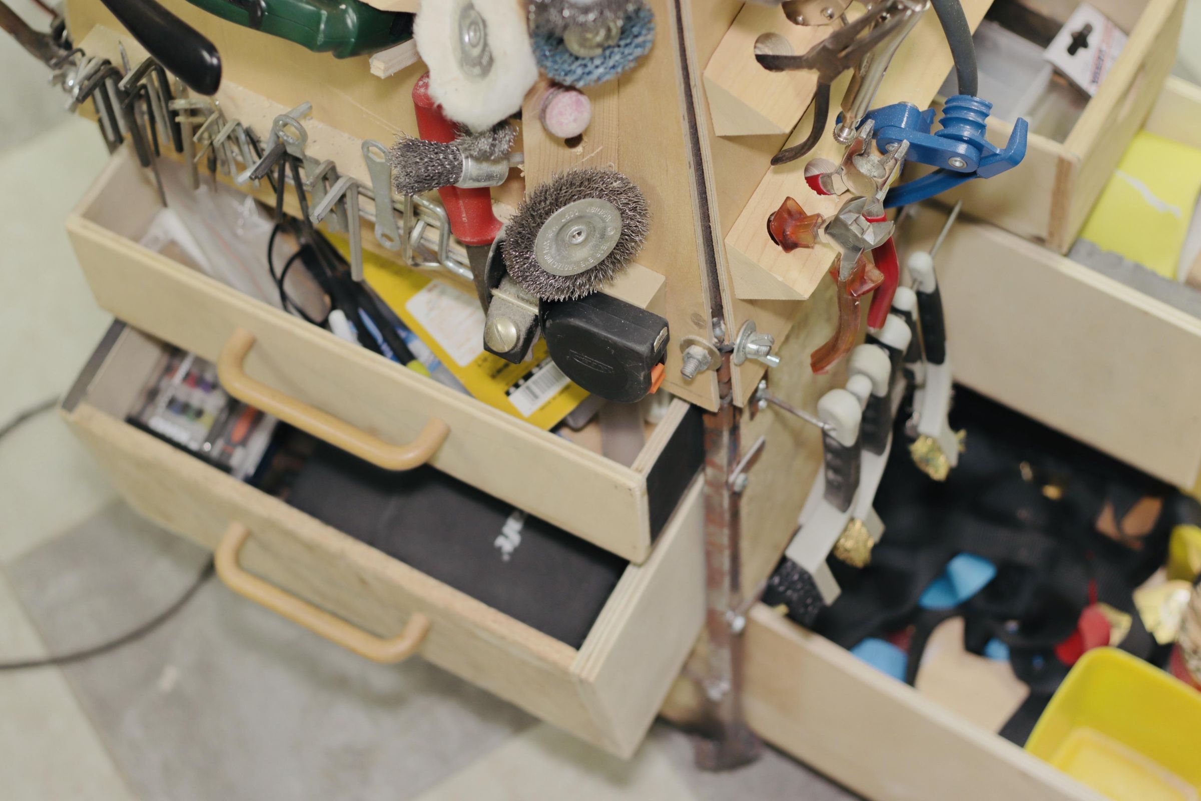 The Tool Tower : 14 Steps (with Pictures) - Instructables