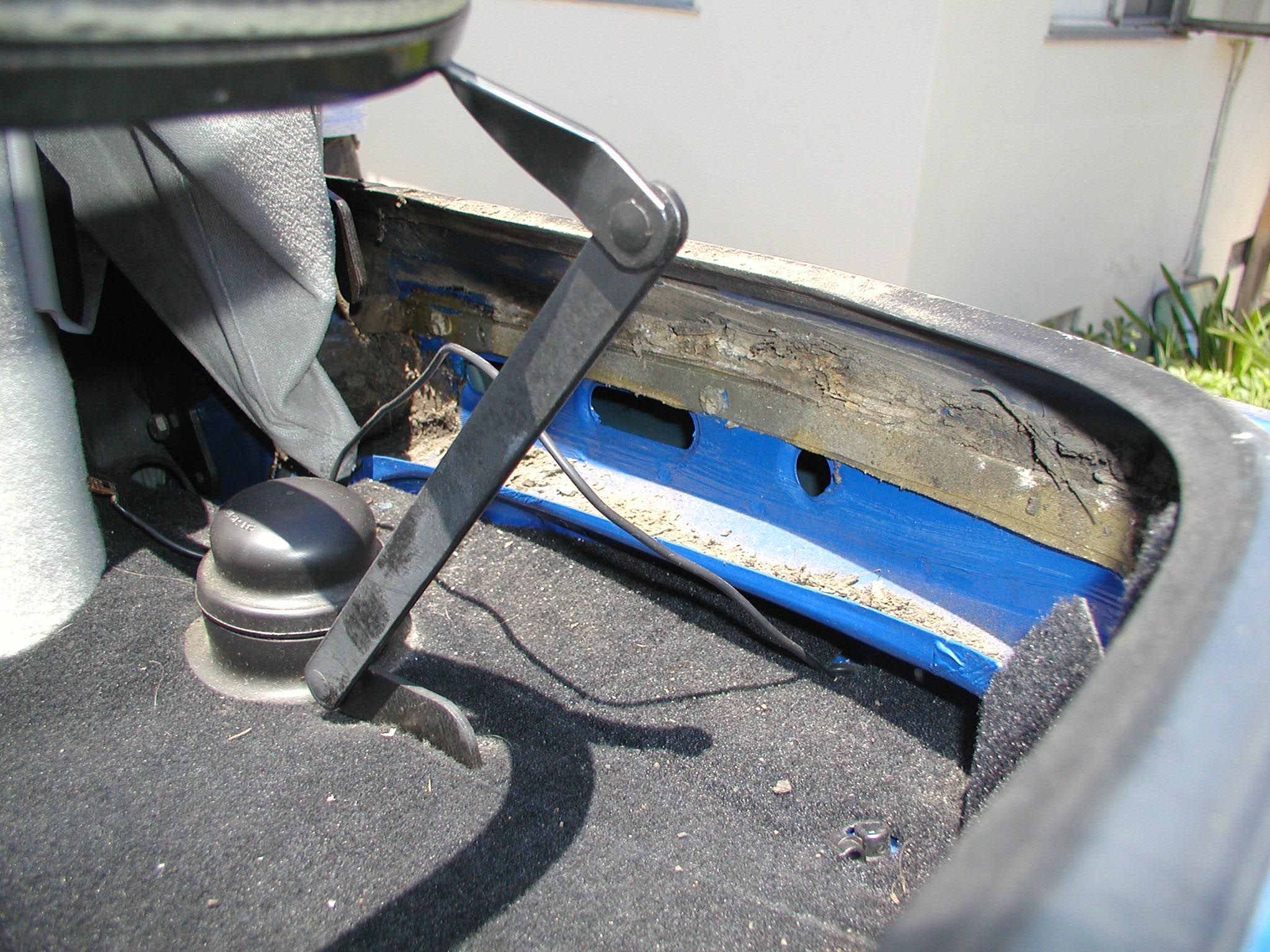 Replacing a Car Convertible Top : 7 Steps (with Pictures) - Instructables