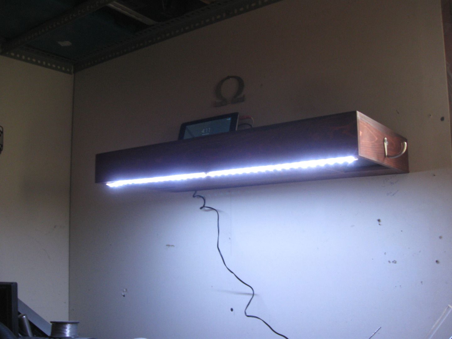 Multipurpose Floating Shelf With Hidden Compartment : 11 Steps (with ...