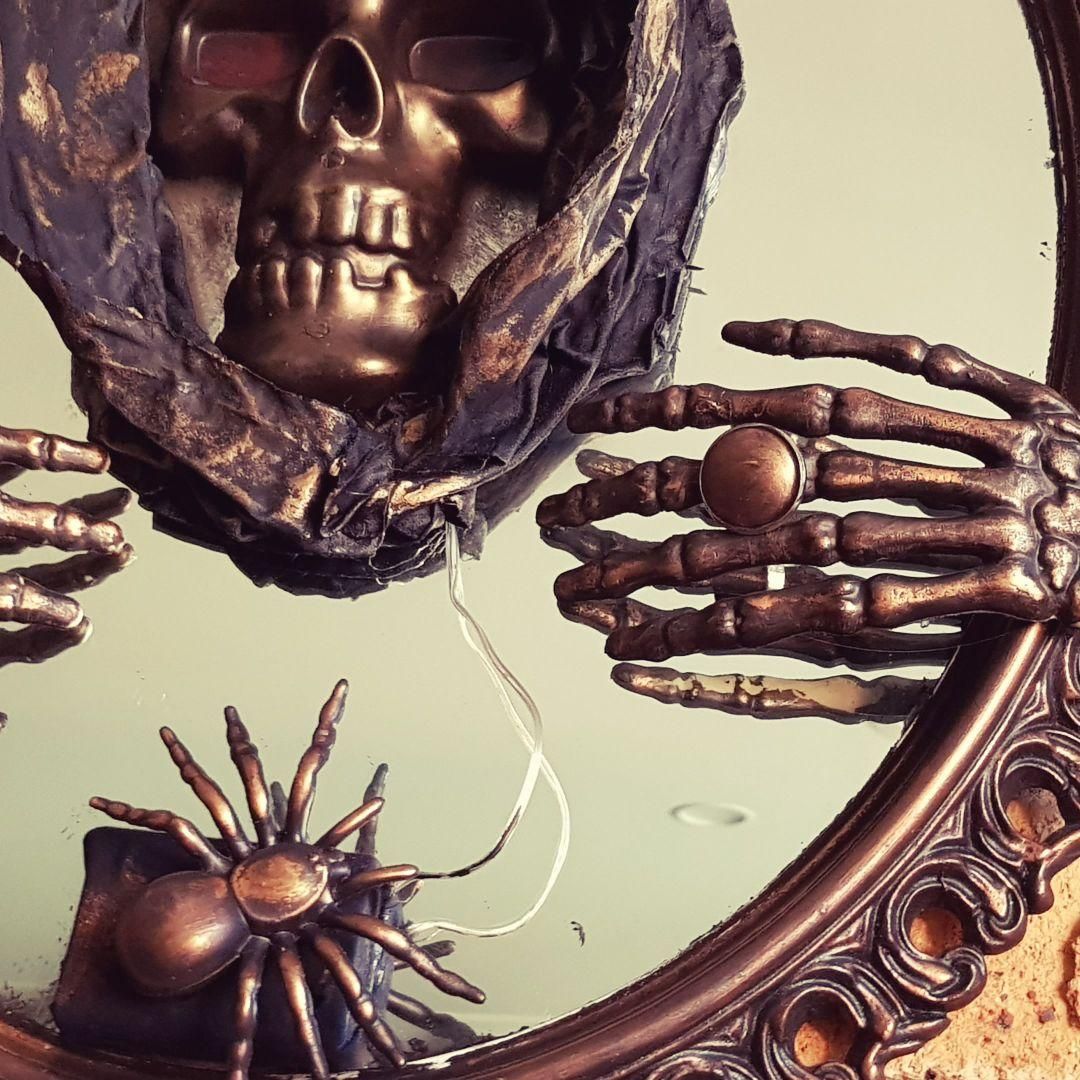 Creepy 3D Halloween Mirror : 18 Steps (with Pictures) - Instructables