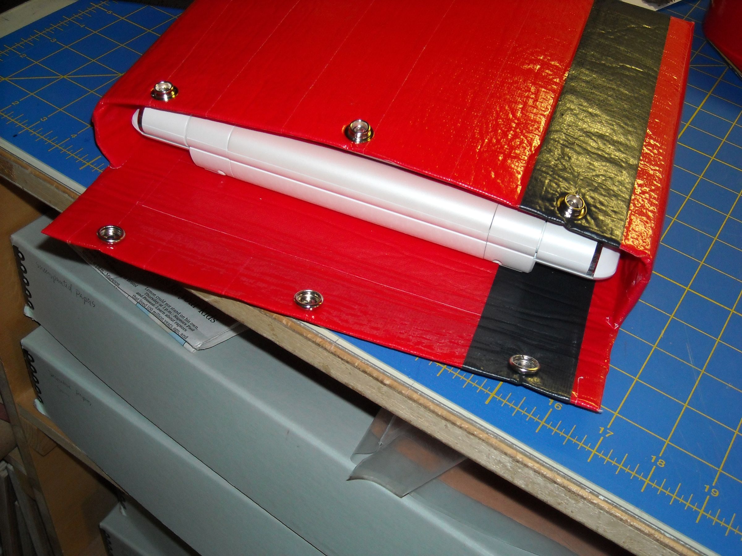 Cushioned Duct Tape Laptop Sleeve : 8 Steps (with Pictures) - Instructables