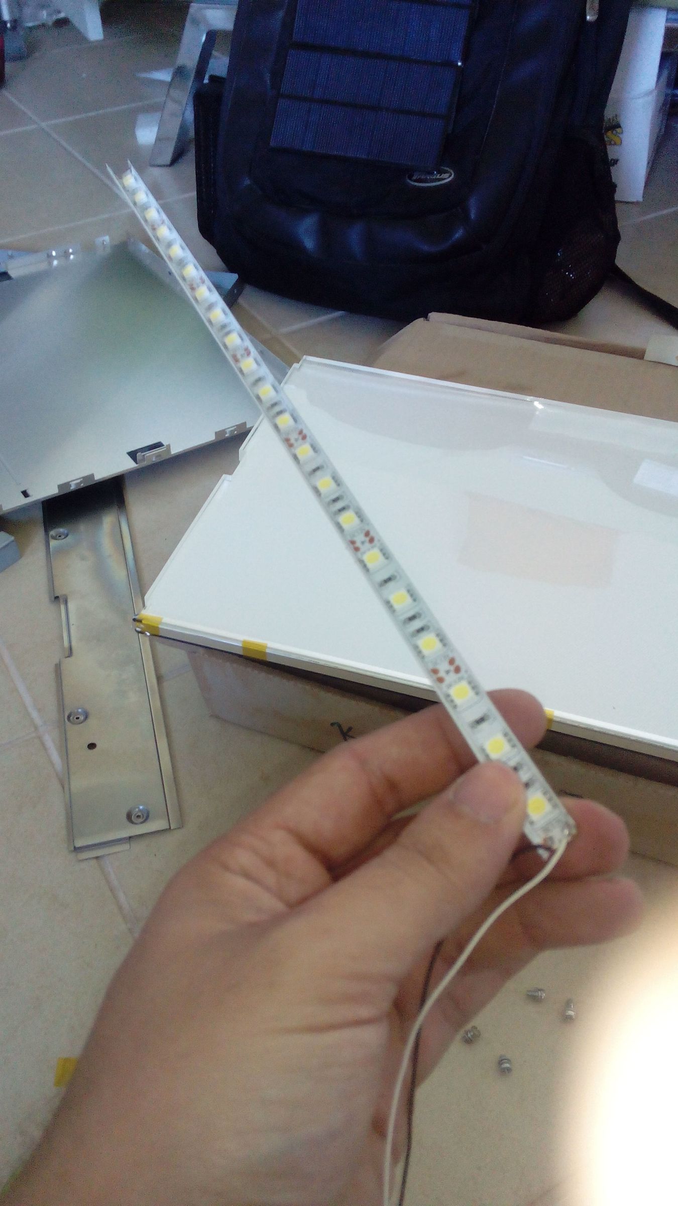 CCFL Monitor to LED!!! : 5 Steps - Instructables