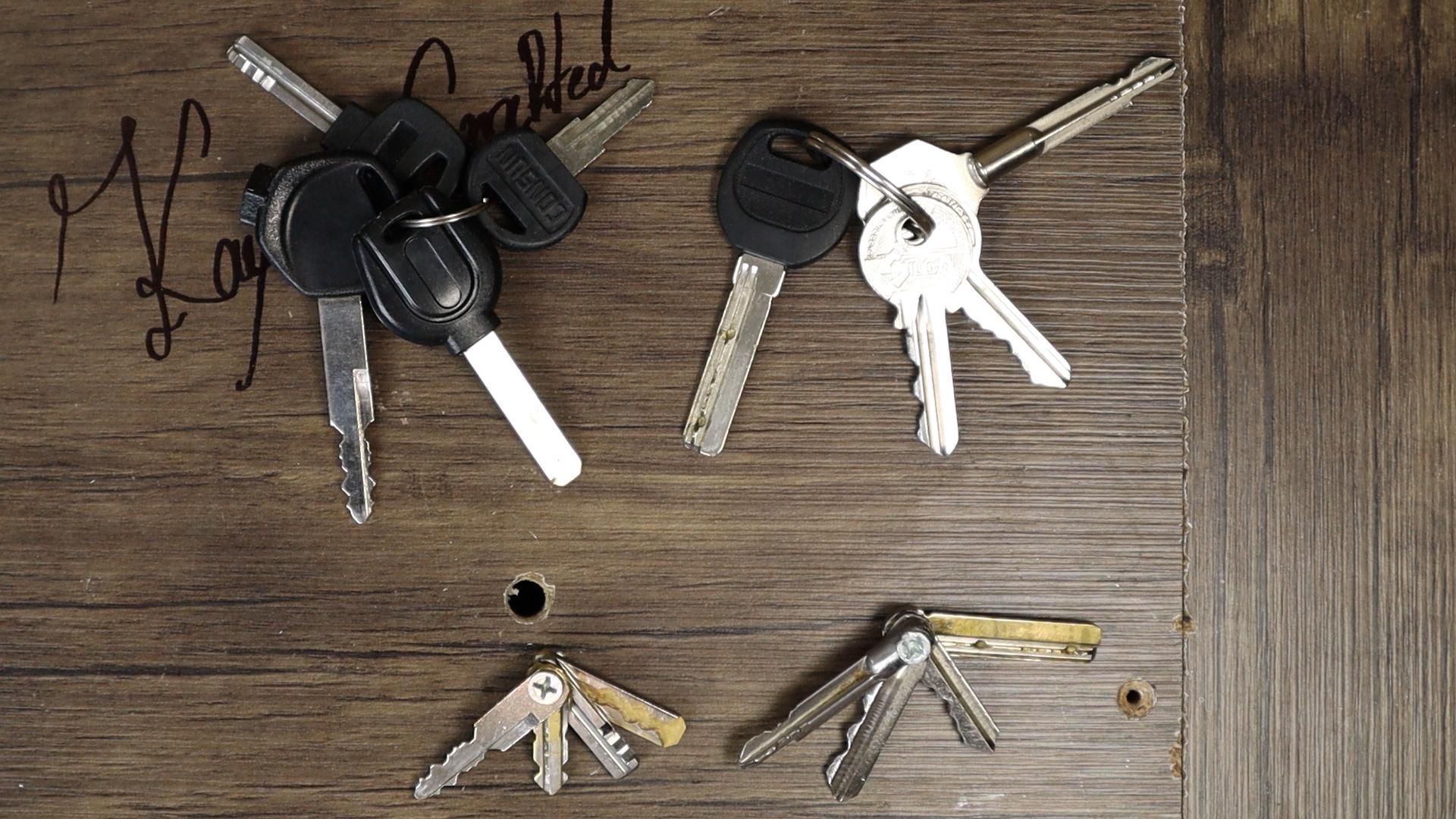 World's Most Compact Key Organizer : 4 Steps - Instructables