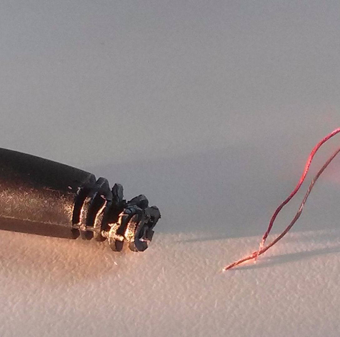 Cord Life Hack : 6 Steps - Instructables