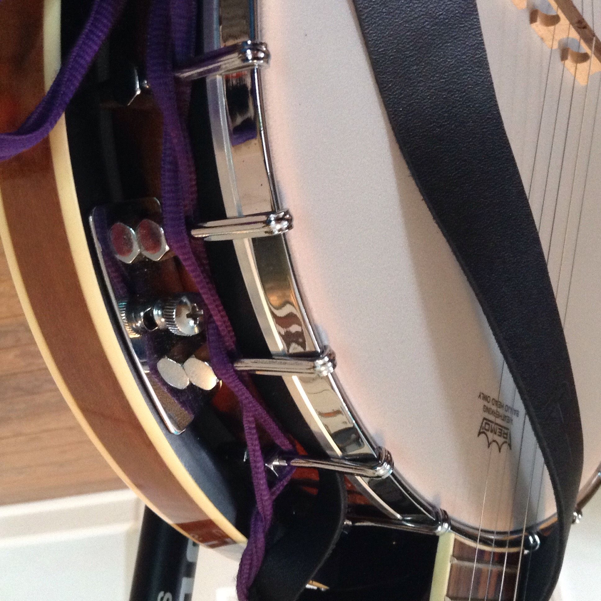 Converting a Clip-On Banjo Strap to a Cradle Strap : 5 Steps (with ...