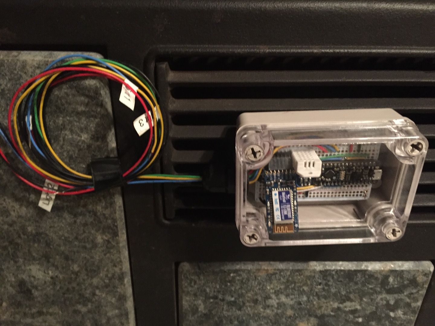Crawl Space Monitor (aka: No More Frozen Pipes!!) : 12 Steps (with ...