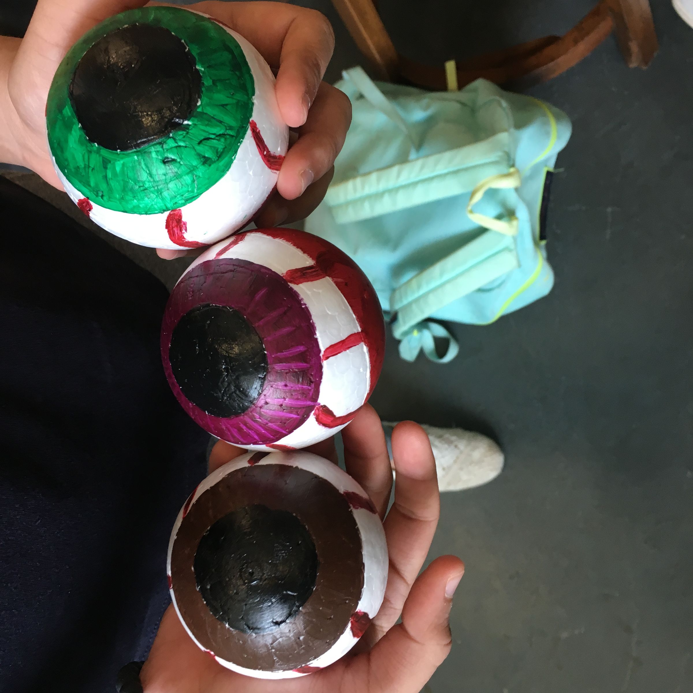 Merry-go Round Ft.Eyeballs : 6 Steps - Instructables