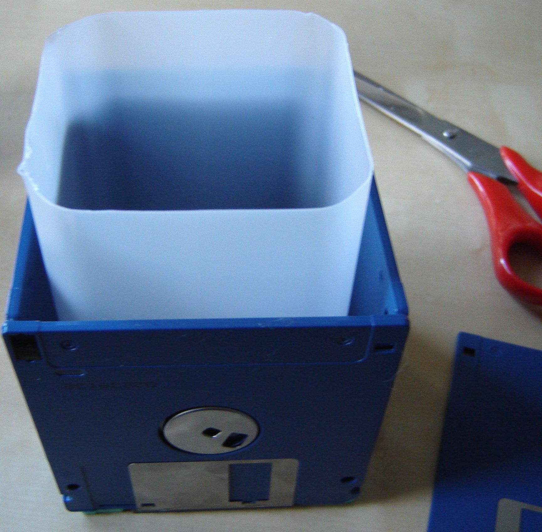 Floppy Disk Planter : 9 Steps (with Pictures) - Instructables