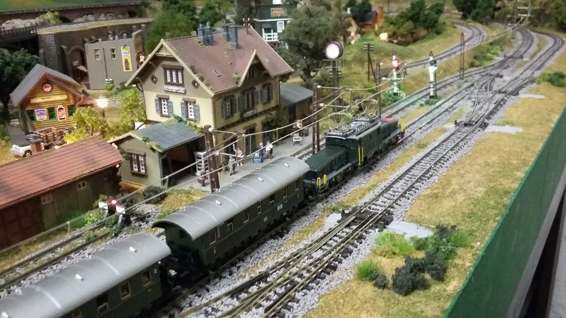 LooVille ModelRailroad : 25 Steps (with Pictures) - Instructables