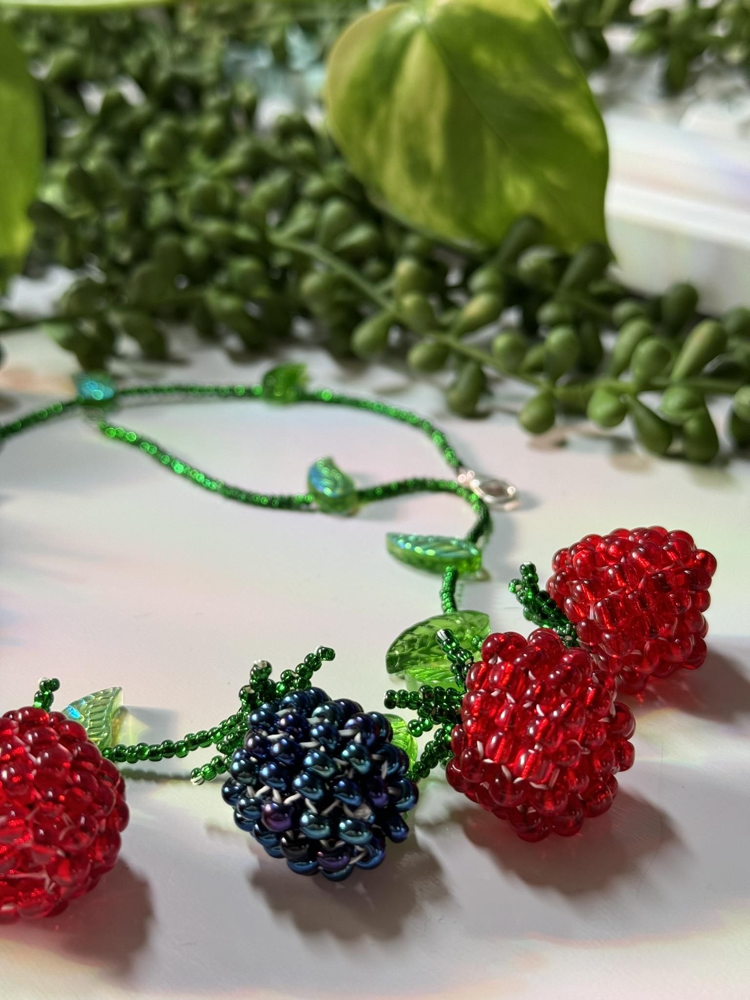 Beaded Raspberry Necklace : 18 Steps (with Pictures) - Instructables