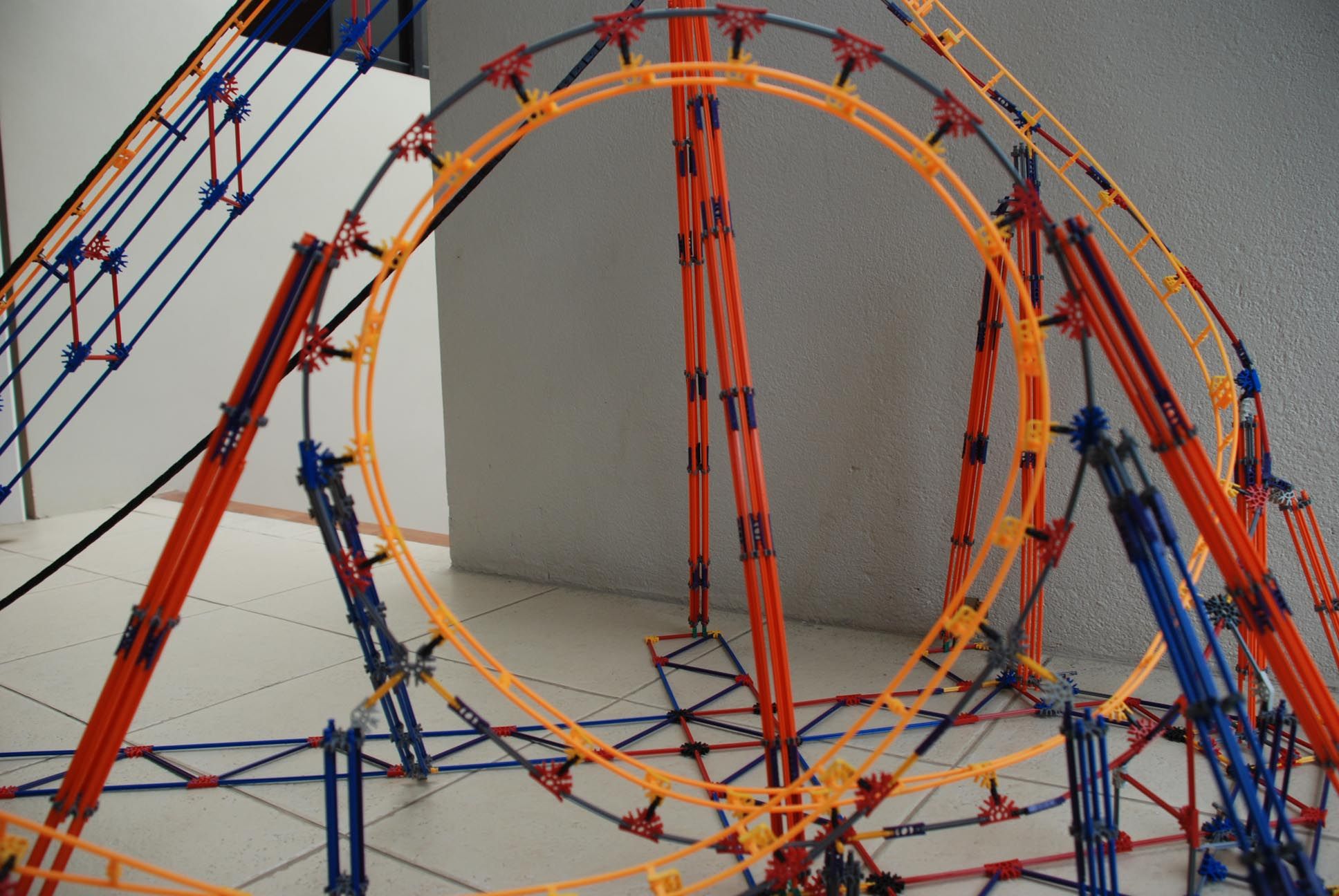 Electric Eel Knex Roller Coaster : 12 Steps - Instructables