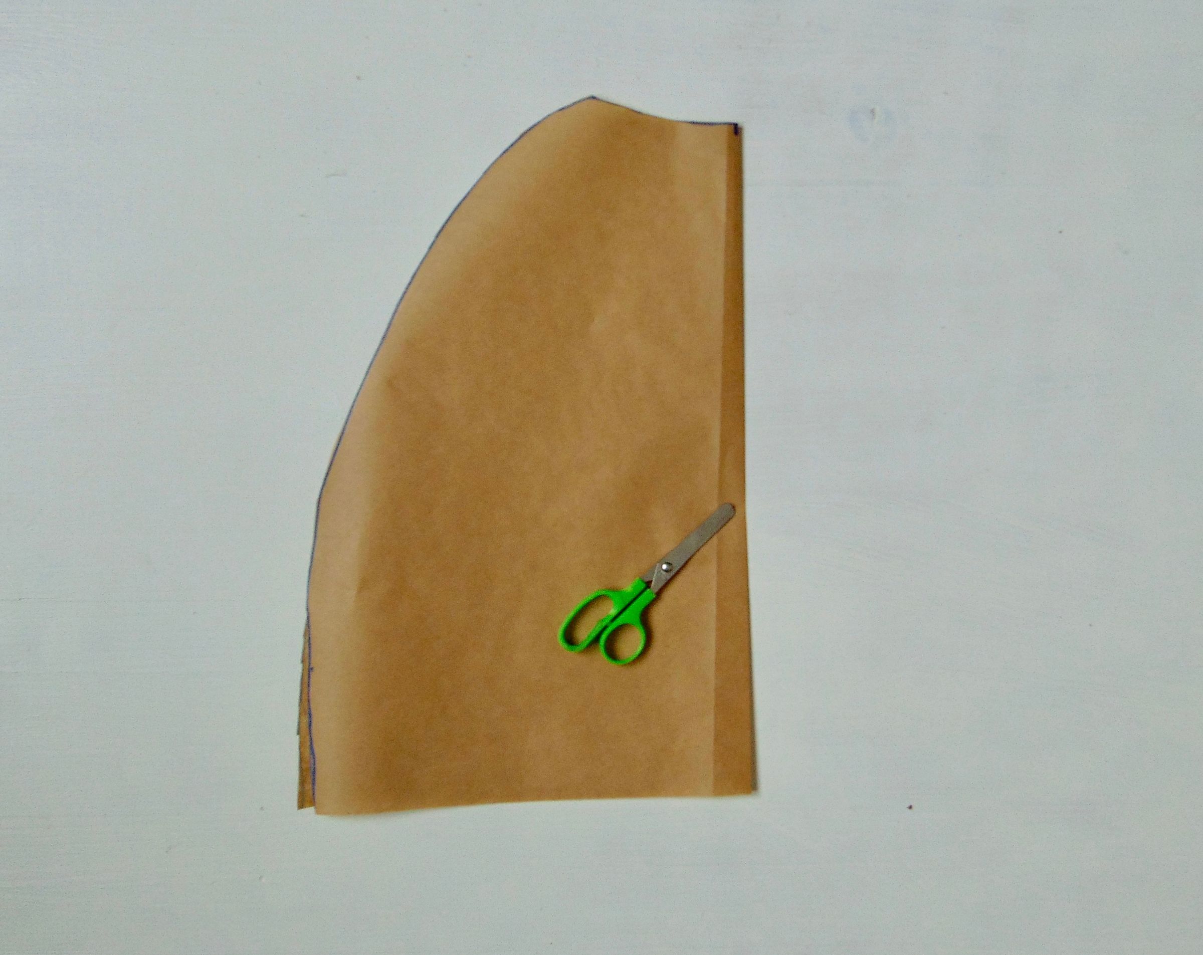 Warm Cloak From an Old Blanket : 12 Steps (with Pictures) - Instructables