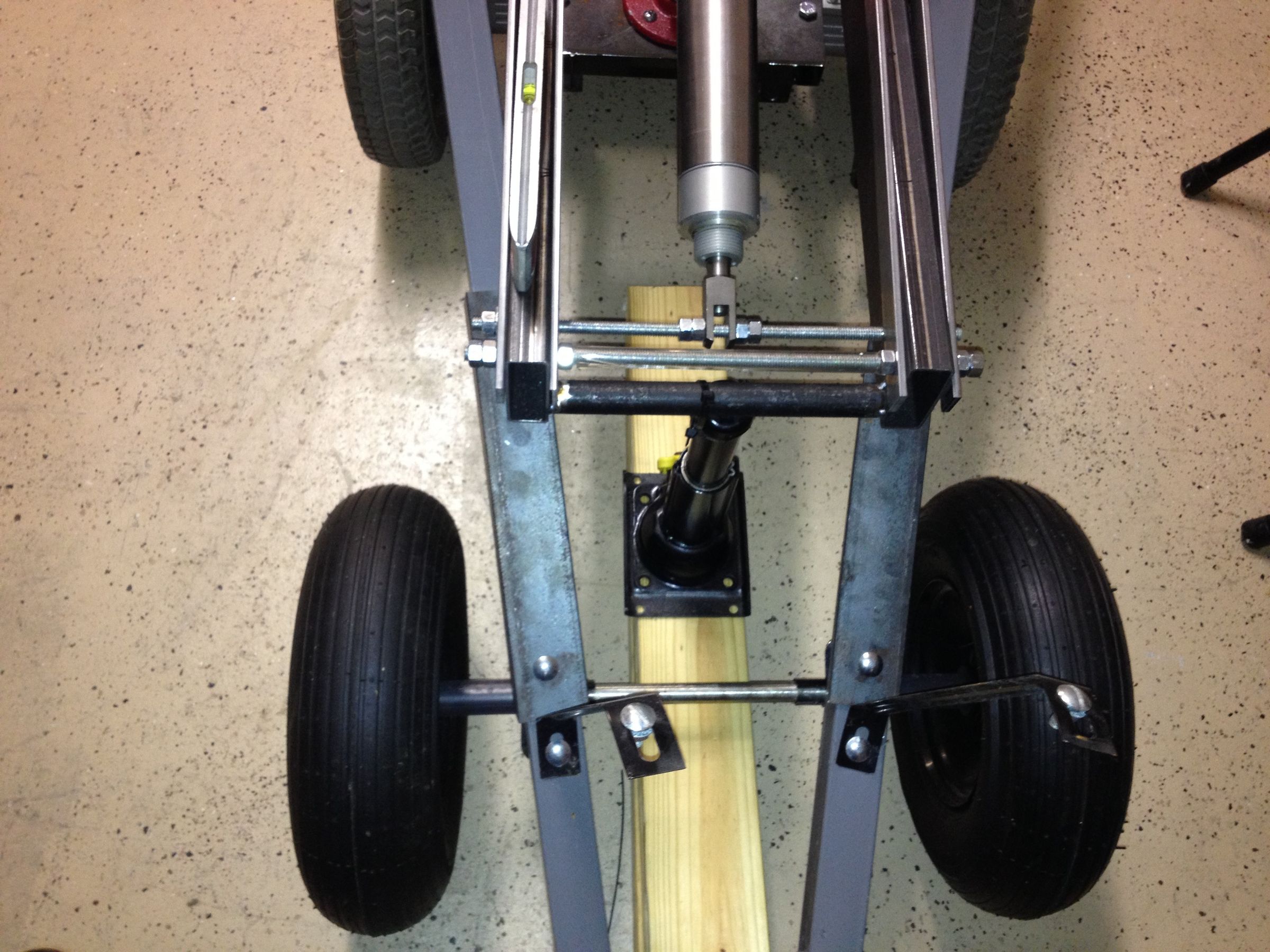 6-Wheeled R/C Wheelbarrow With Pneumatic Dump : 11 Steps (with Pictures ...