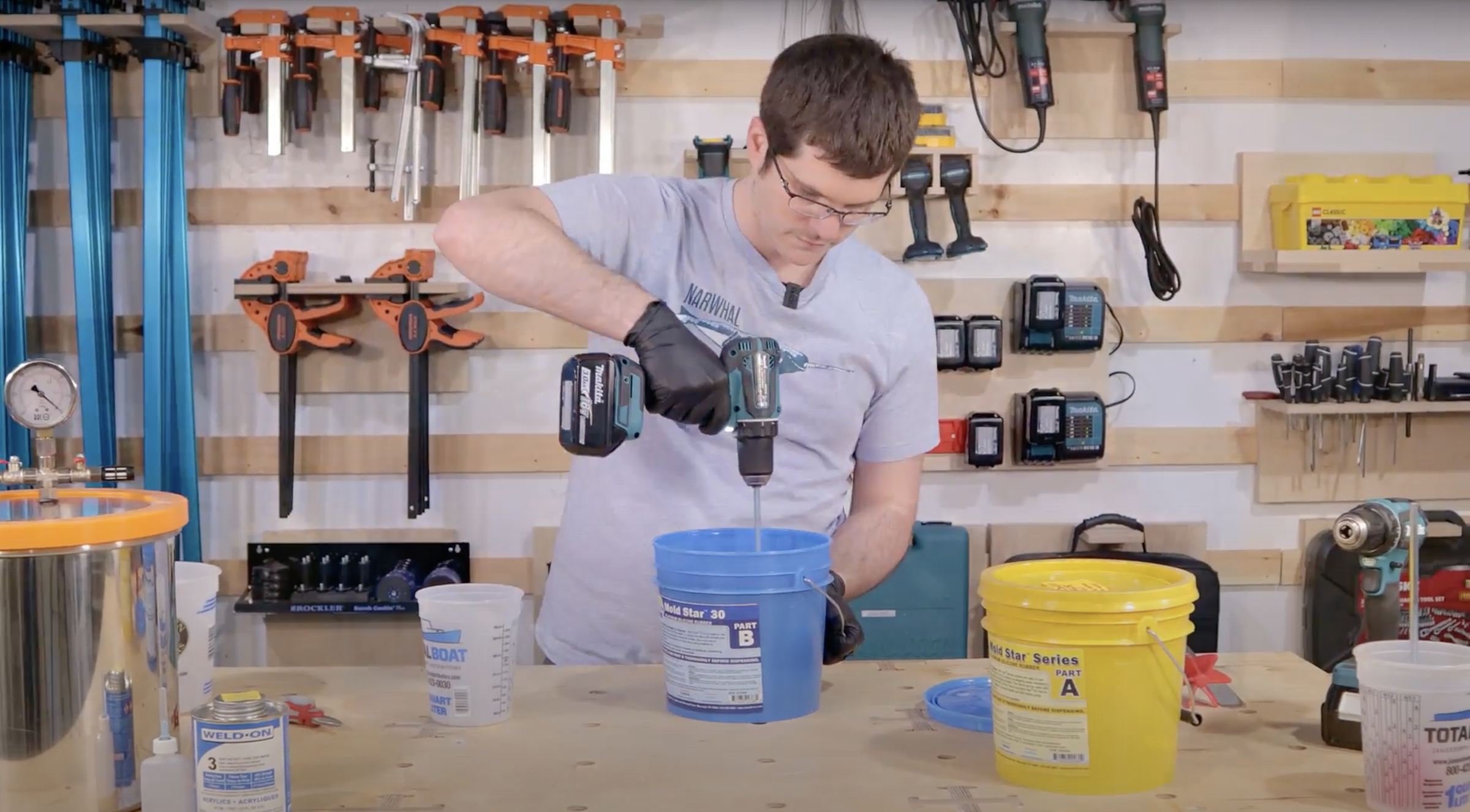 Advanced Silicone Mold Making Techniques for Epoxy Casting : 4 Steps ...