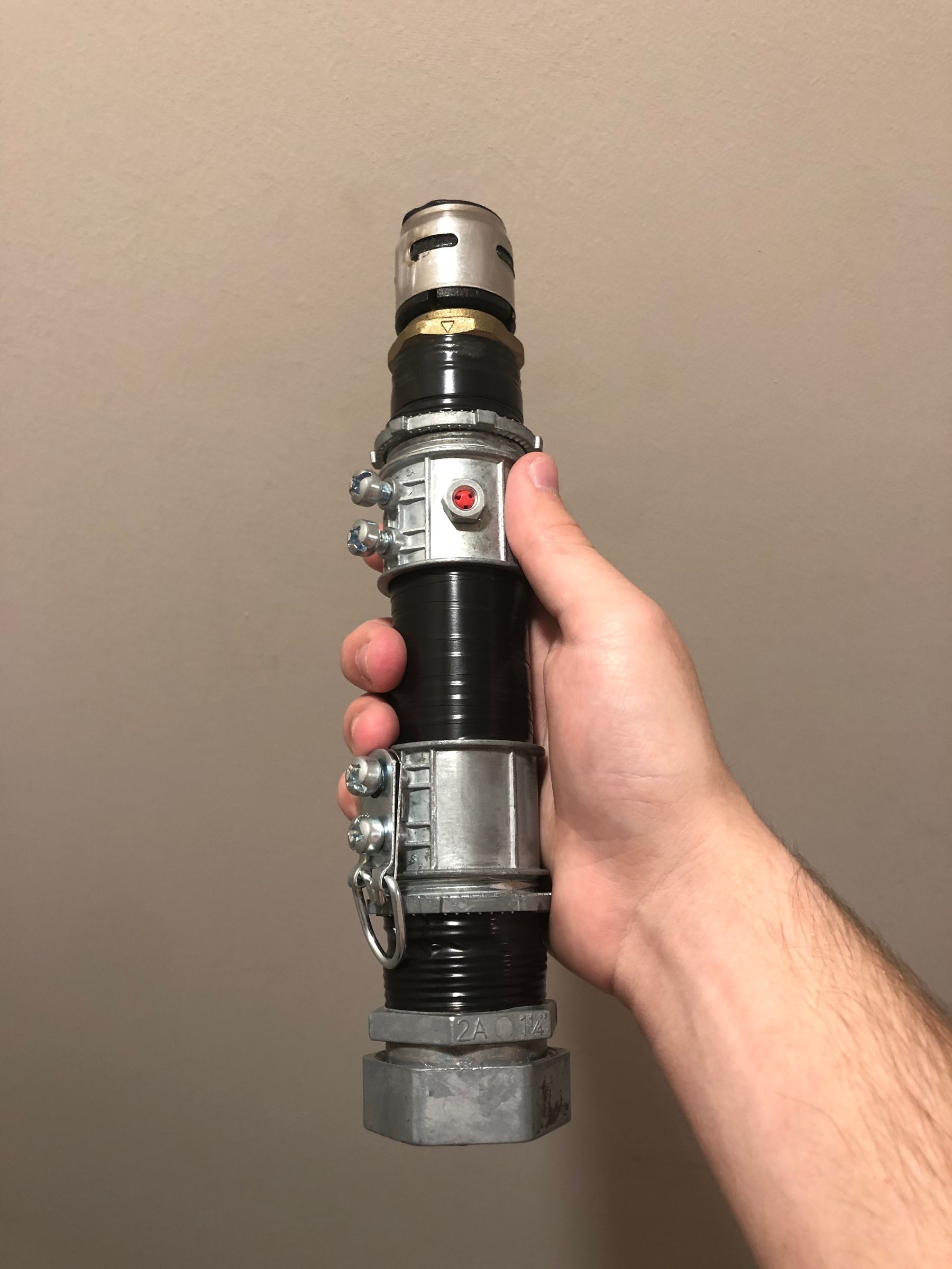 Easy DIY Lightsaber Hilt : 8 Steps (with Pictures) - Instructables