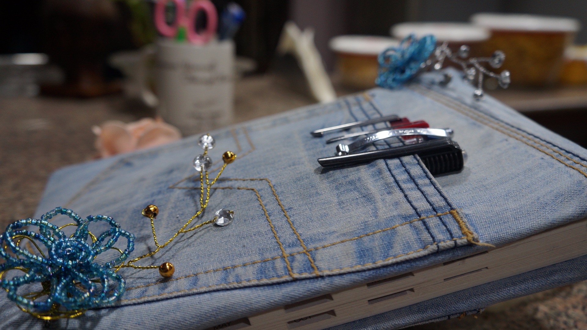 Diary Cover From Old Denim Jeans : 5 Steps (with Pictures) - Instructables