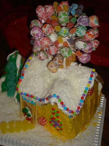 "Up" Gingerbread House - Instructables