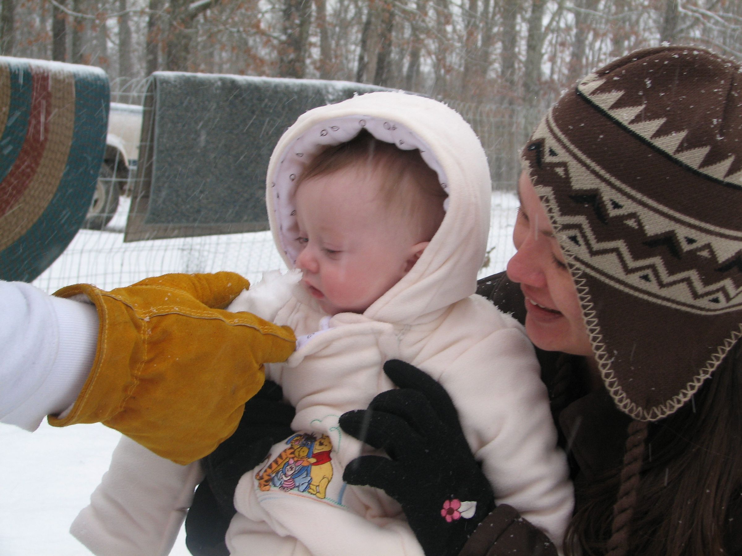 How to Get Baby to Eat a Snowball for the First Time : 4 Steps ...
