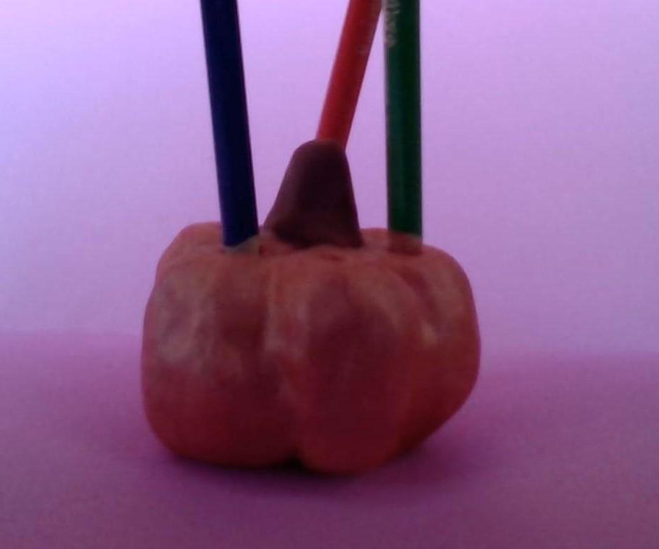Pumpkin Pencil Holder Thing : 5 Steps - Instructables