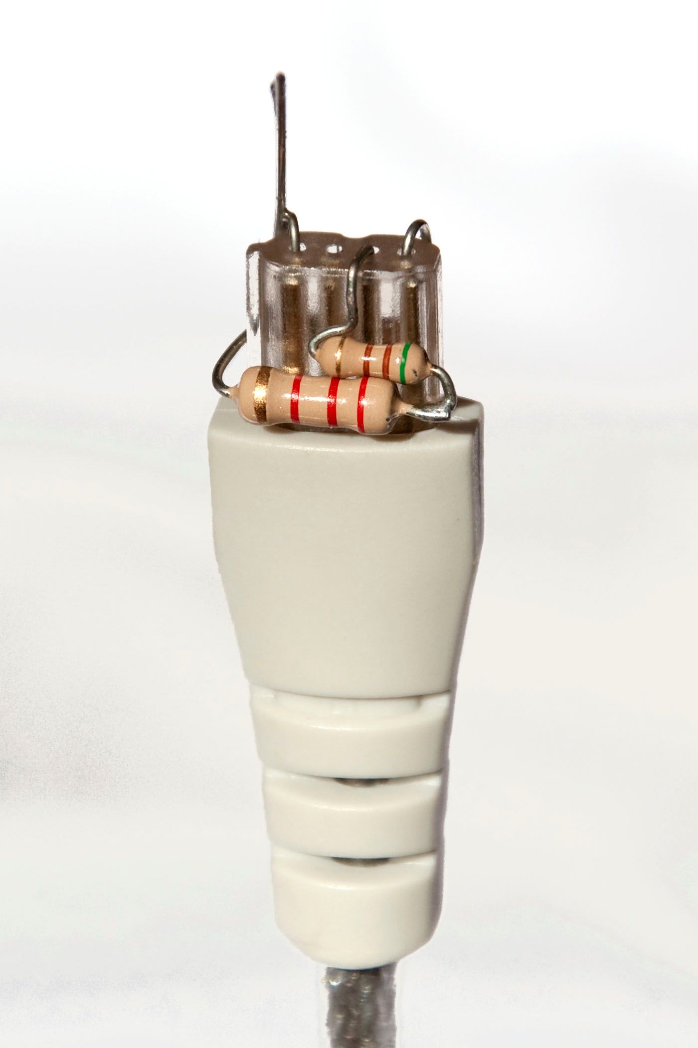 Hacking Your IGo Universal Power Adapter : 4 Steps - Instructables