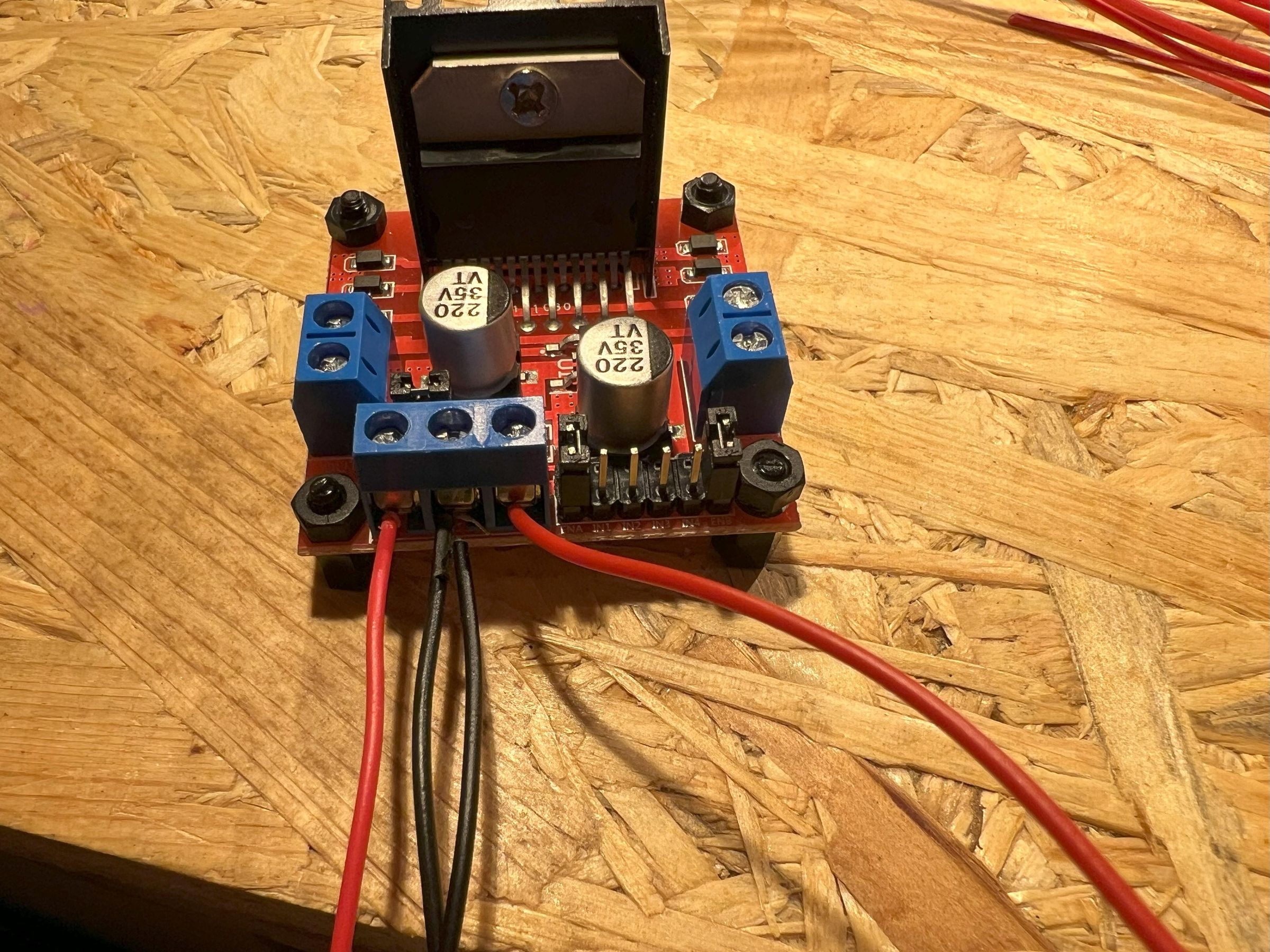 SiRoAT - a Robot for 5 Volt Microcontrollers : 8 Steps (with Pictures) - Instructables