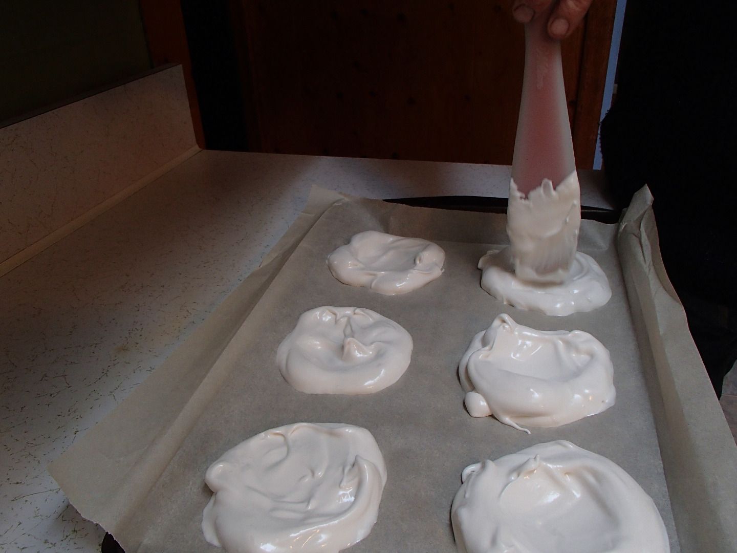 Killer Raspberry Saskatoon Meringues - Personal Size Pavlova : 3 Steps ...