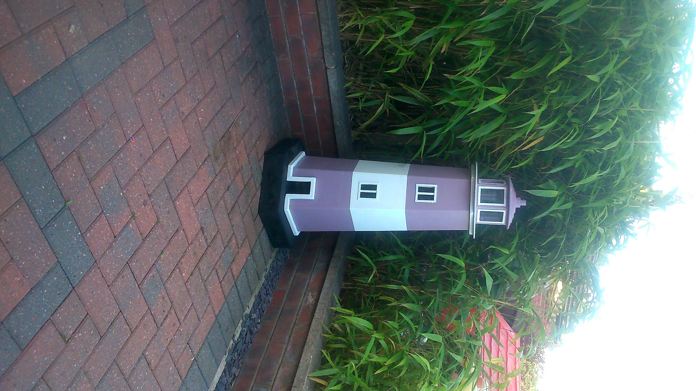 How to Build a Garden Lighthouse Out of Pallets - Instructables