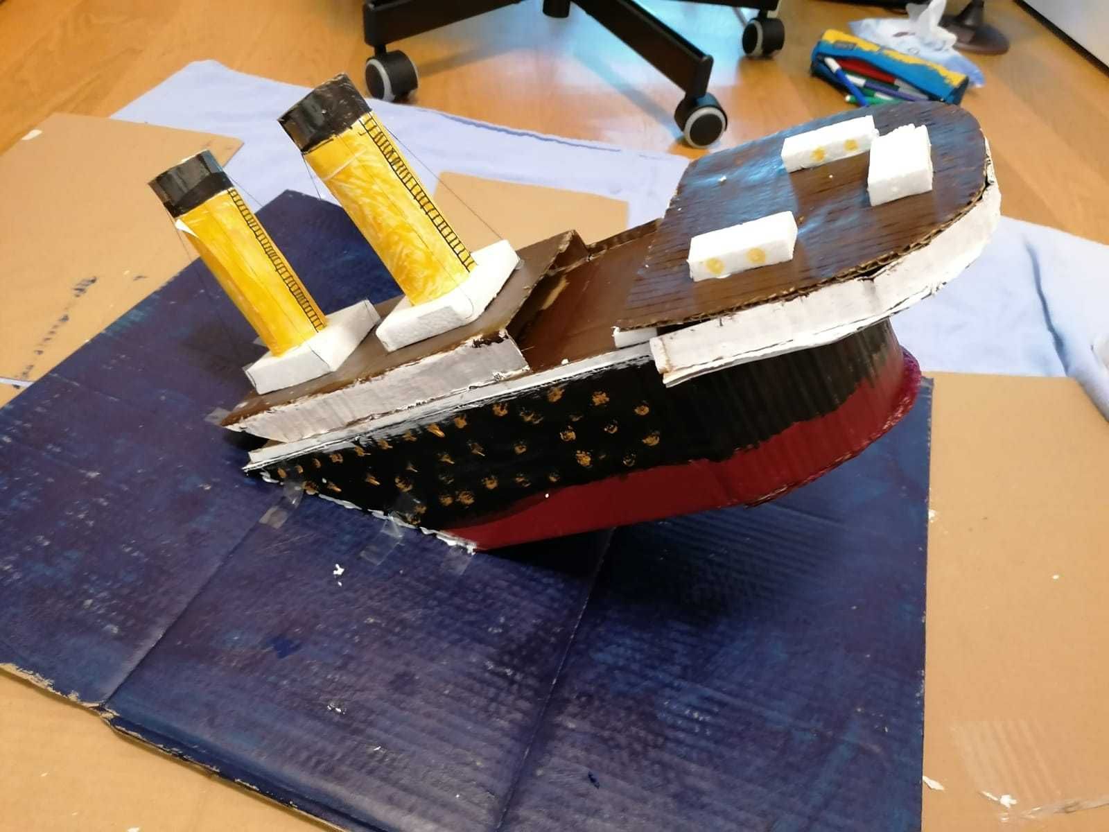 Titanic Sinking Model