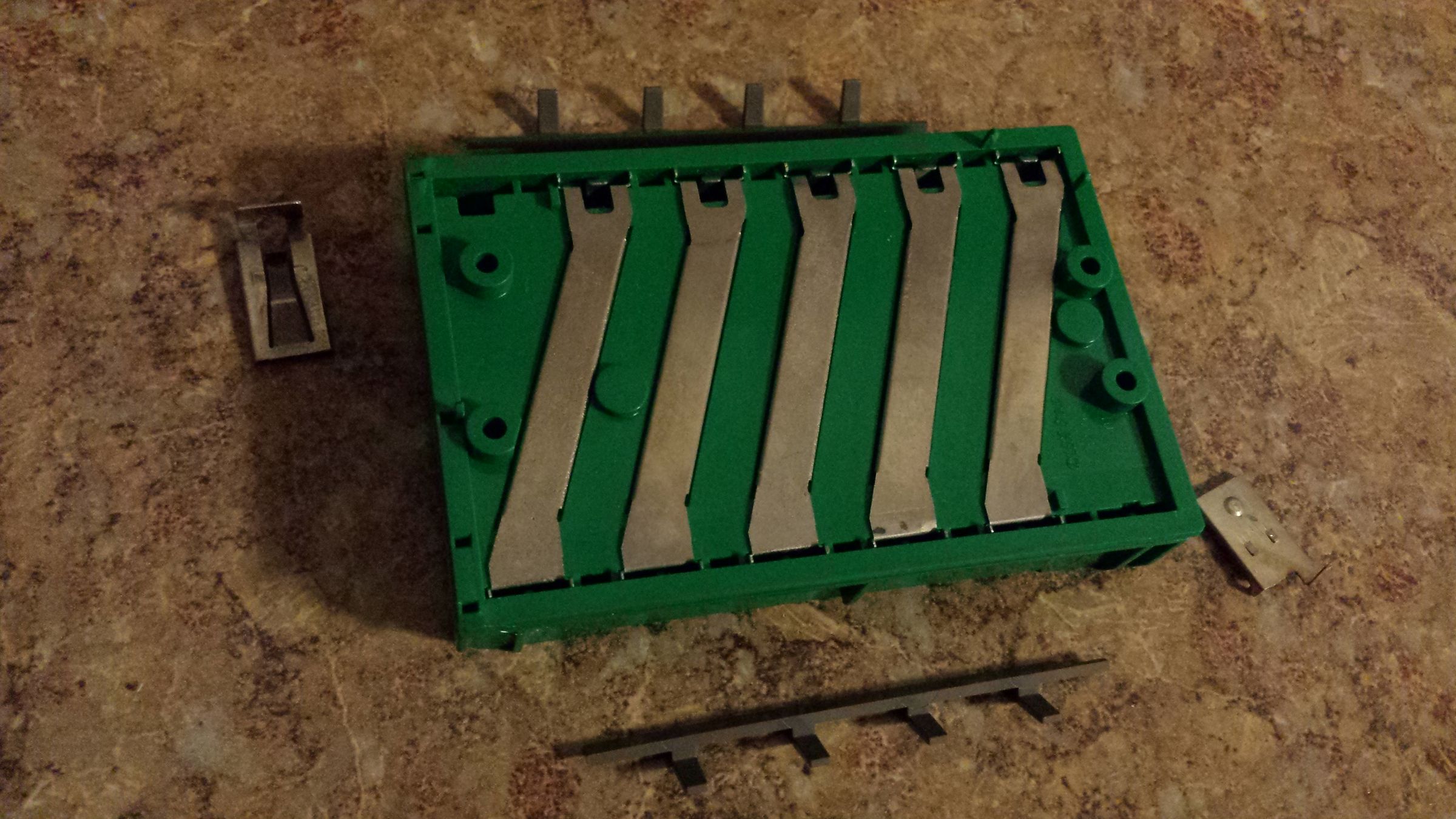 Restoring Corroded Battery Contacts : 7 Steps (with Pictures ...