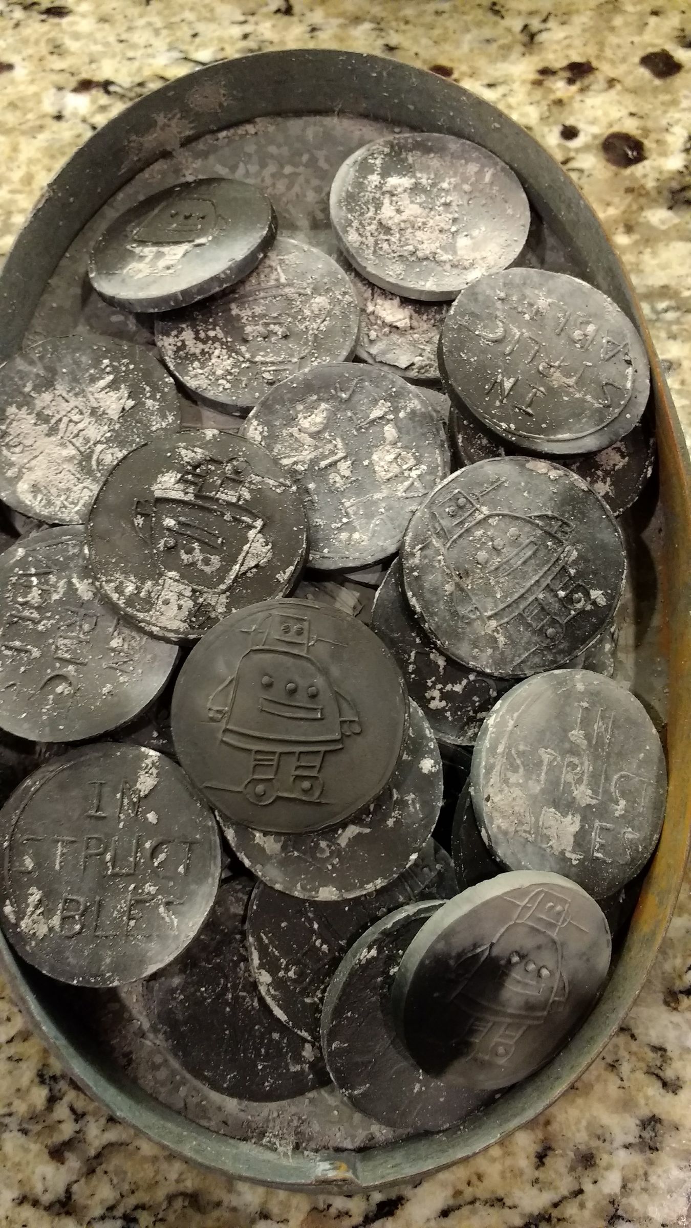 Make Your Own Challenge Coin or Geocaching Token : 13 Steps (with ...