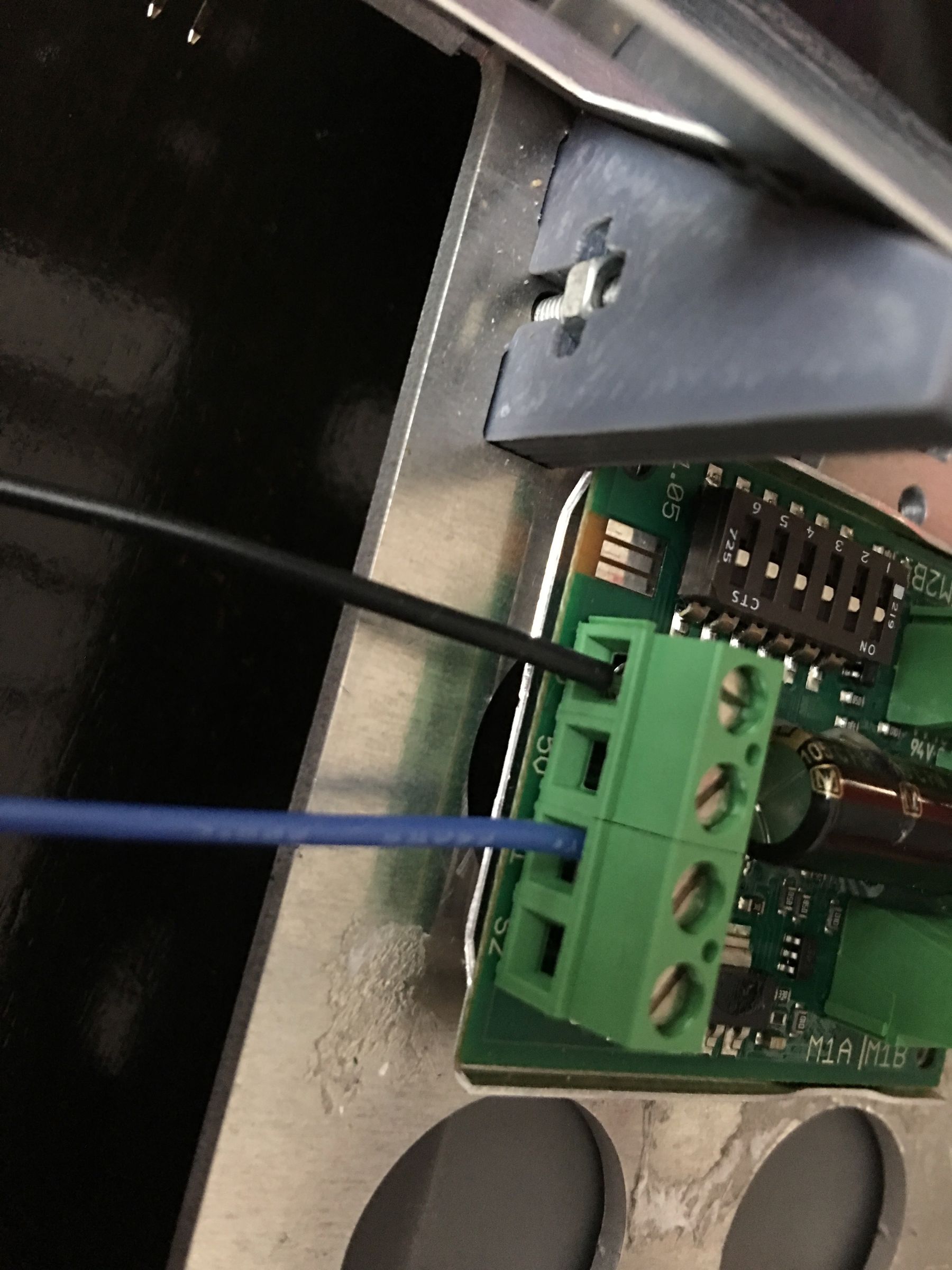 1KG Sumobot Build : 6 Steps - Instructables
