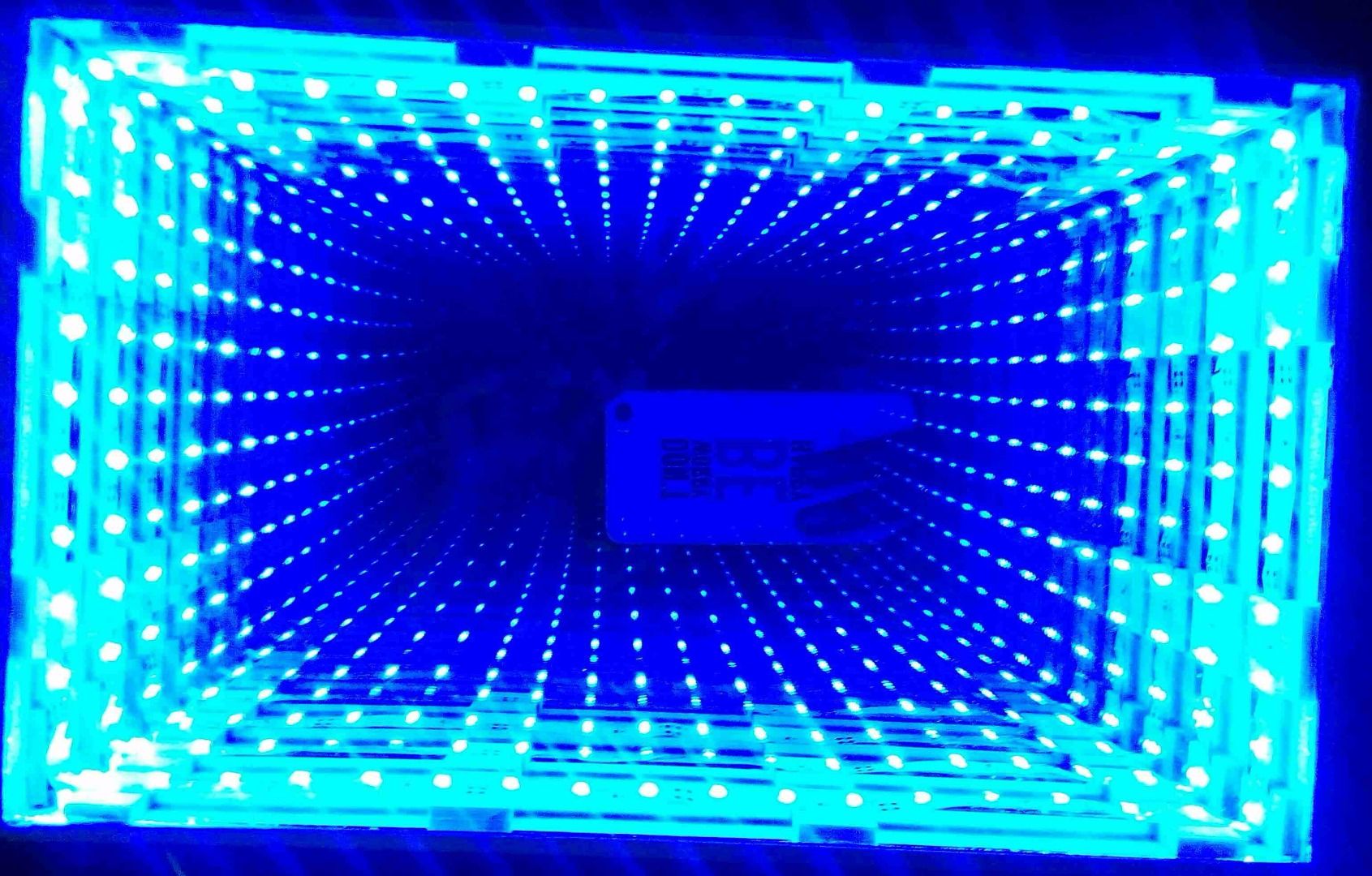 Infinite Mirror Illusion (with Pictures) - Instructables