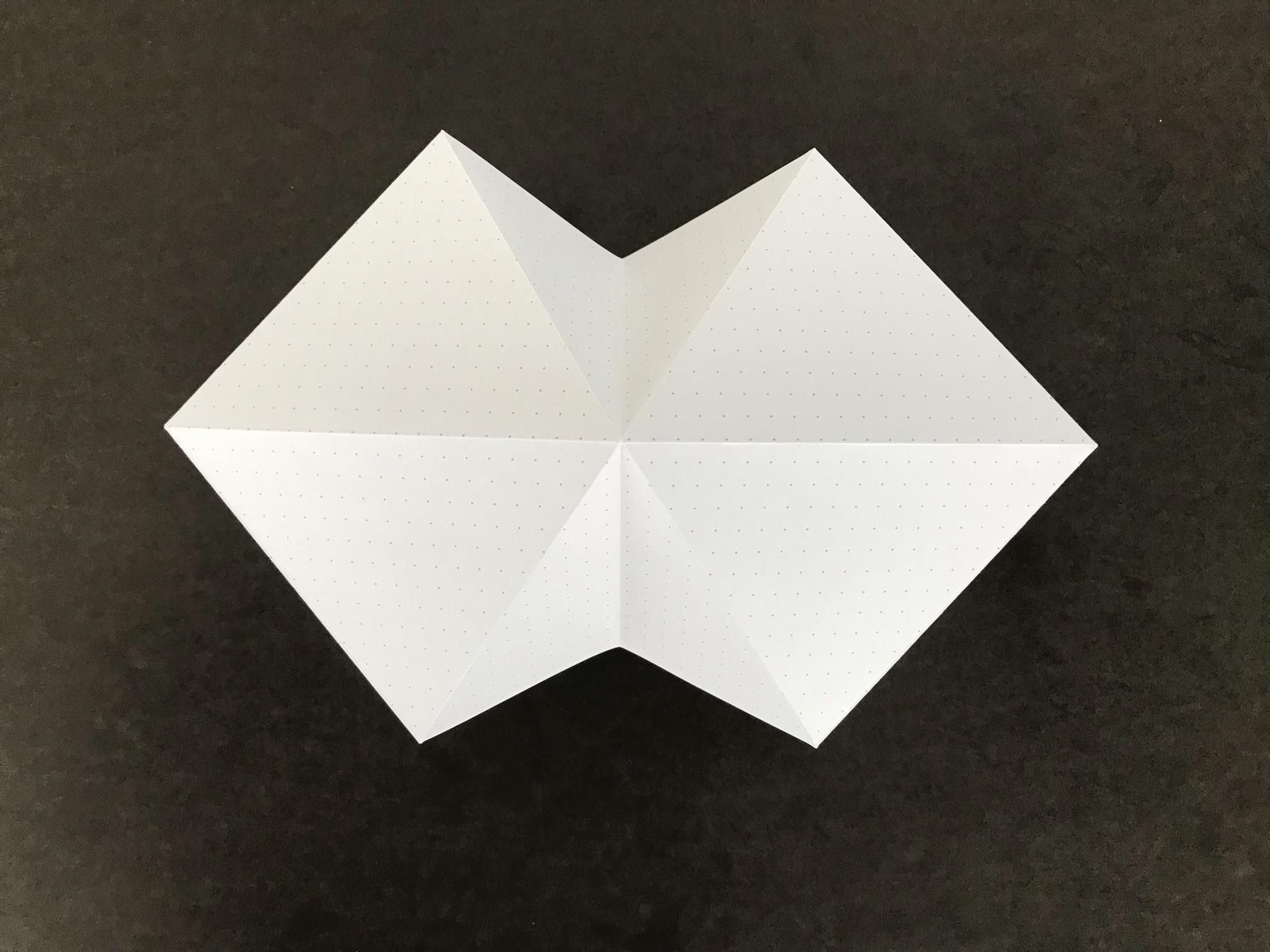 The DIN A5 Rhombic Pyramid : 4 Steps (with Pictures) - Instructables