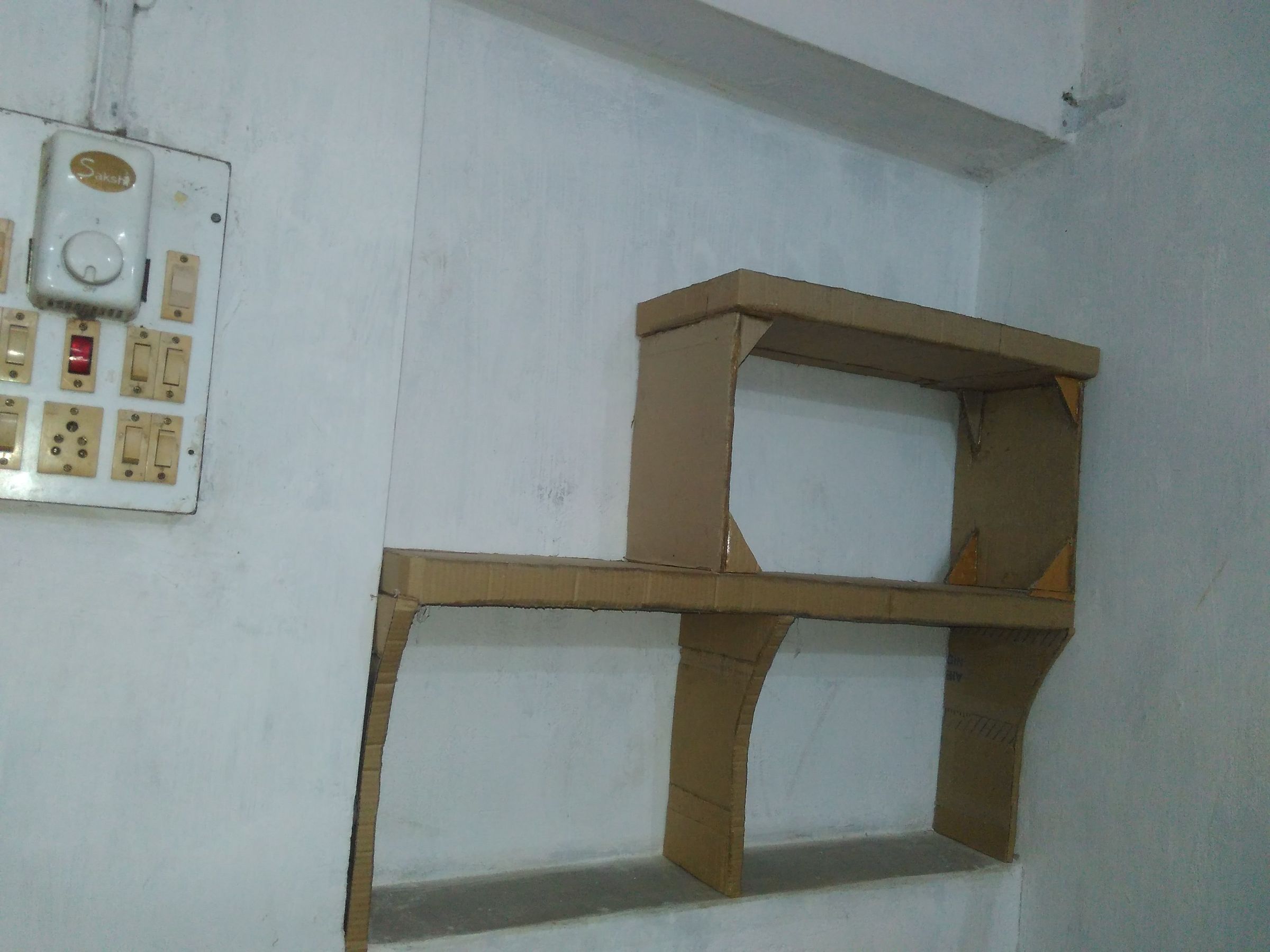 The Cardboard Shelves : 5 Steps - Instructables