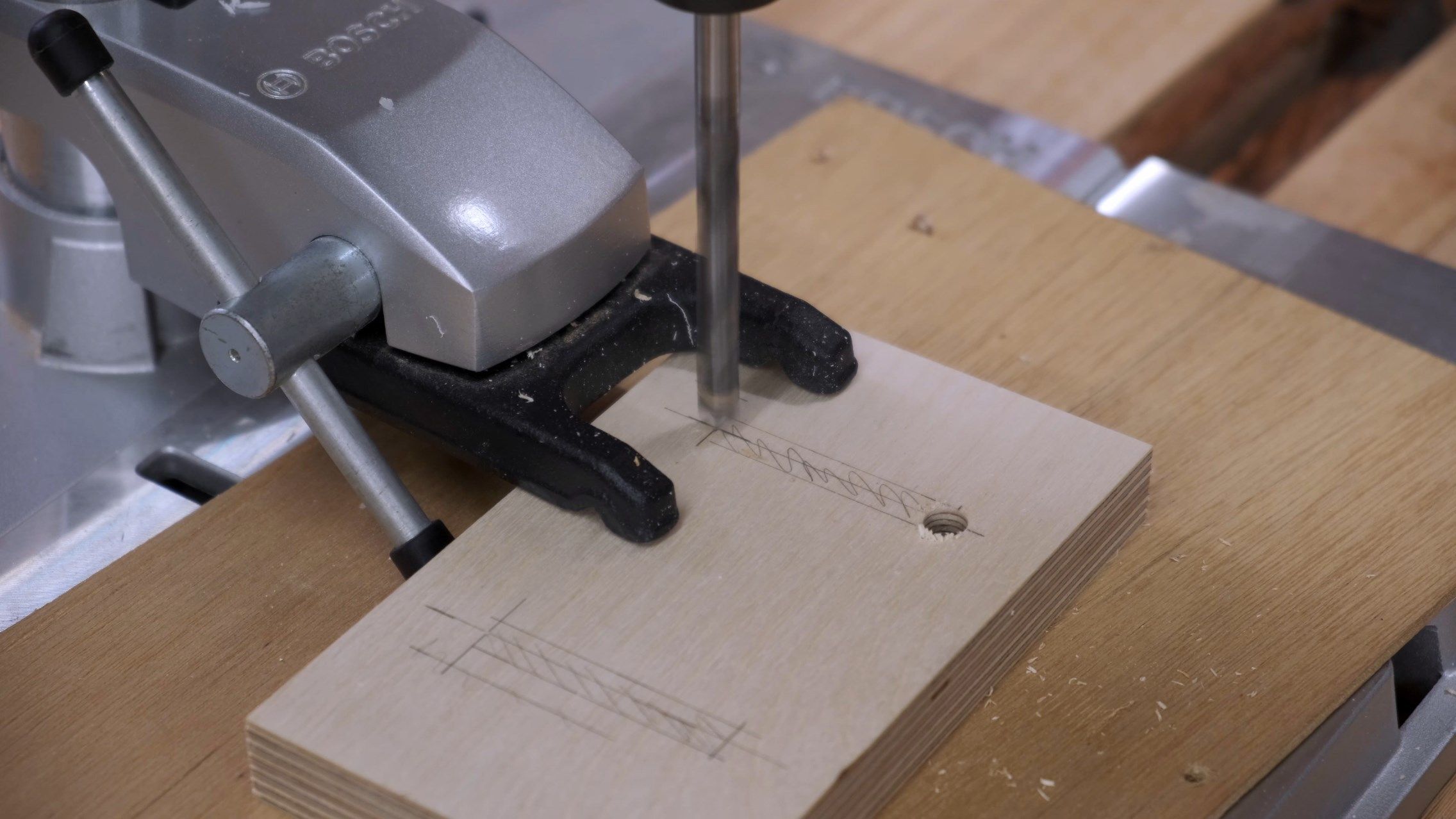 Router Sub-base (and Edge Guide) : 11 Steps (with Pictures) - Instructables